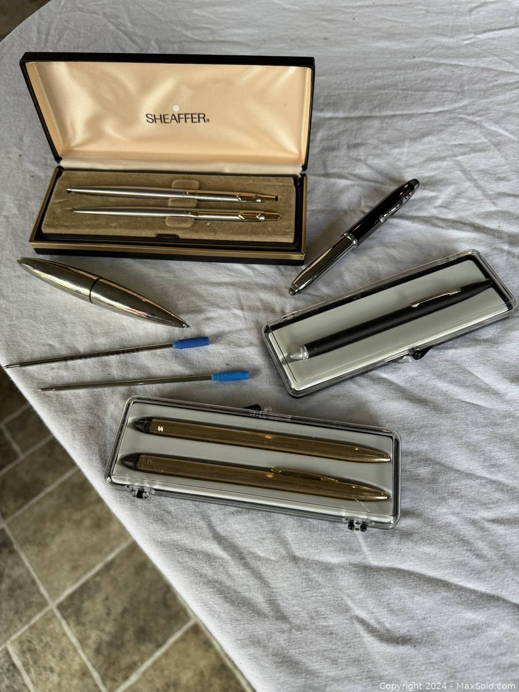 Bid Gallery | Victoria (British Columbia, Canada) SELLER MANAGED Estate ...