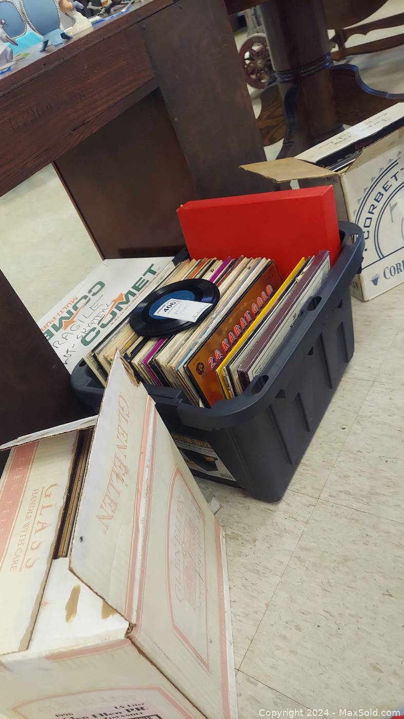 Bid Gallery | Collingswood (New Jersey, USA) Downsizing Online Auction ...