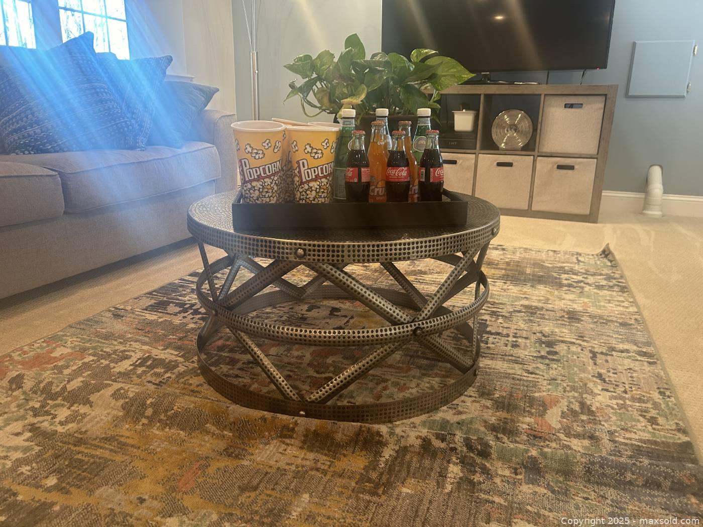 Coffee Table: Silver-Toned, Round w/ Hammered Finish | West Chester (Pennsylvania, USA) PARTNER ...