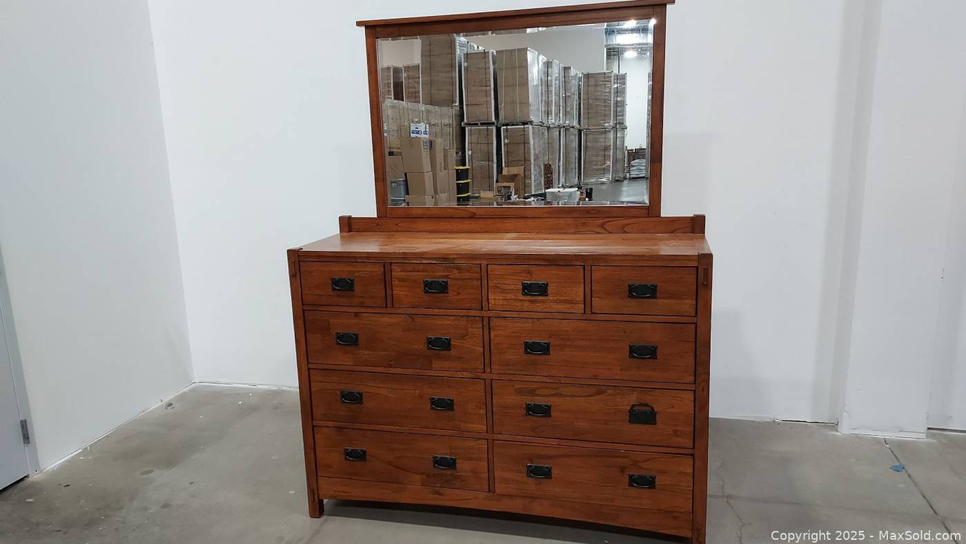 Bid Gallery | Frederick (Maryland, USA) SELLER MANAGED Downsizing ...