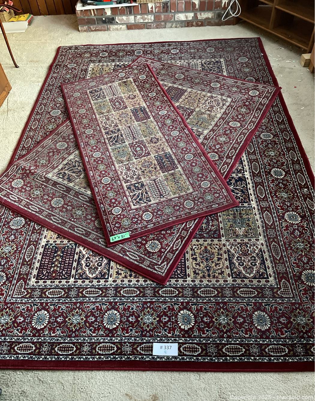 Matching Carpets X 3 | North Vancouver (British Columbia, Canada ...