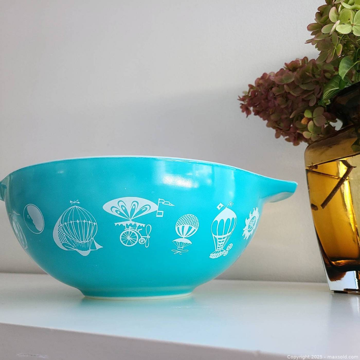 Pyrex Hot Air Balloon Cinderella Bowl | London (Ontario, Canada) SELLER ...