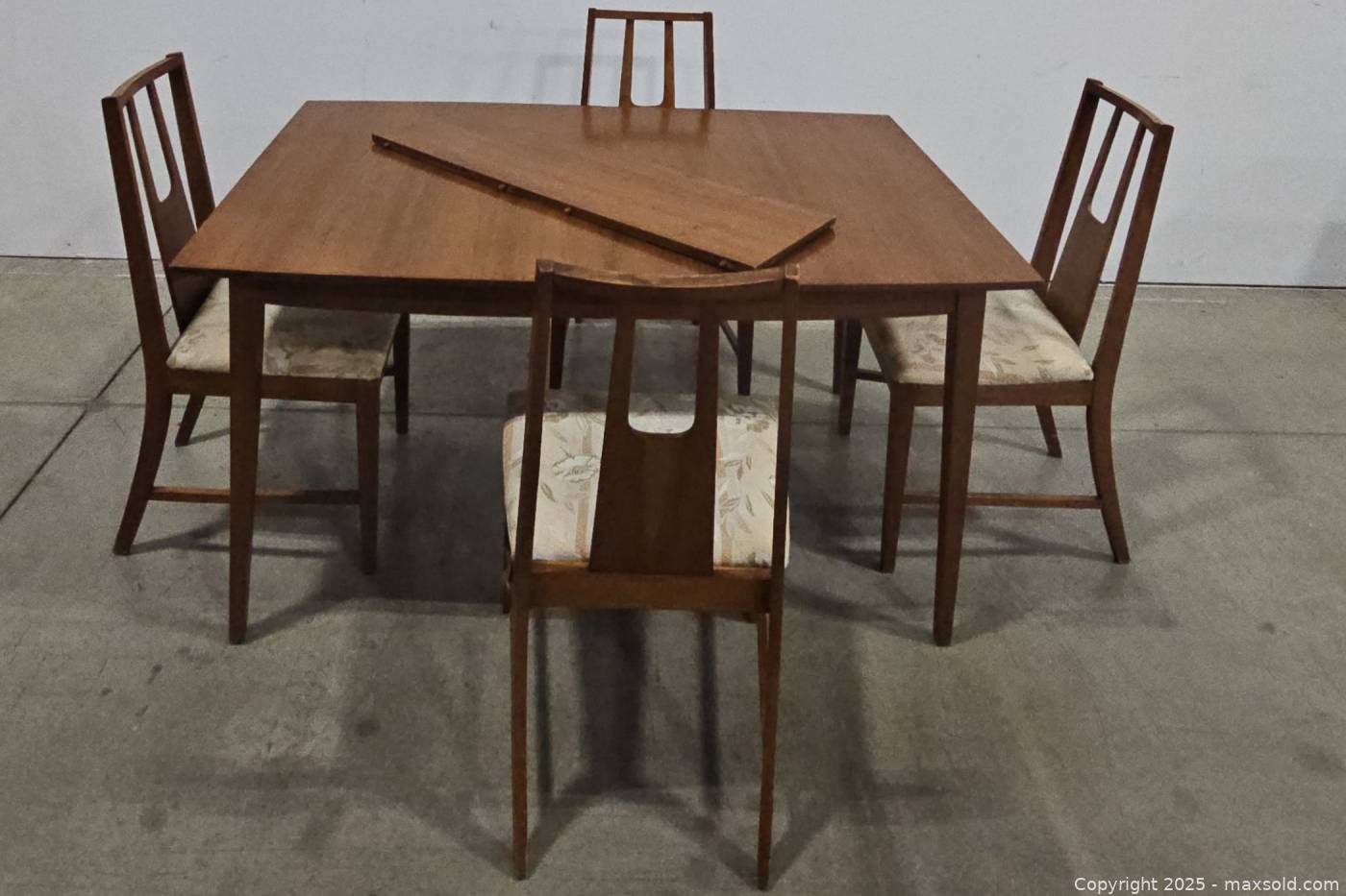 Bid Gallery | Frederick (Maryland, USA) SELLER MANAGED Downsizing ...