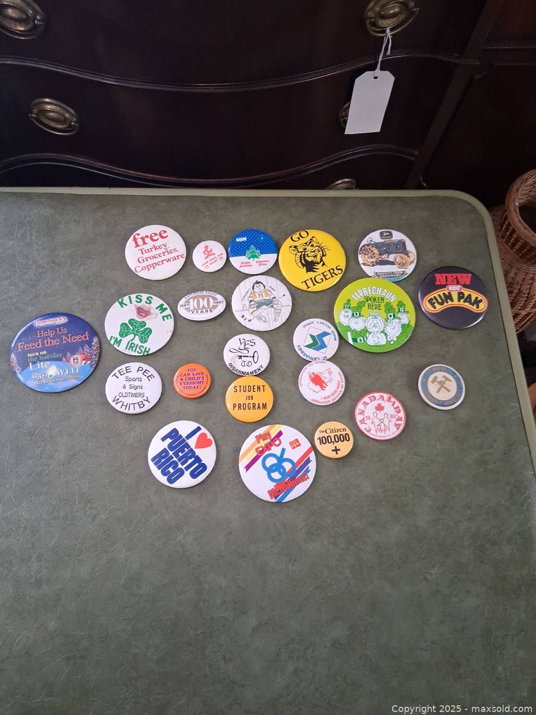 Vintage Pinback Buttons Lot | Fenelon Falls (Ontario, Canada) SHORT ...