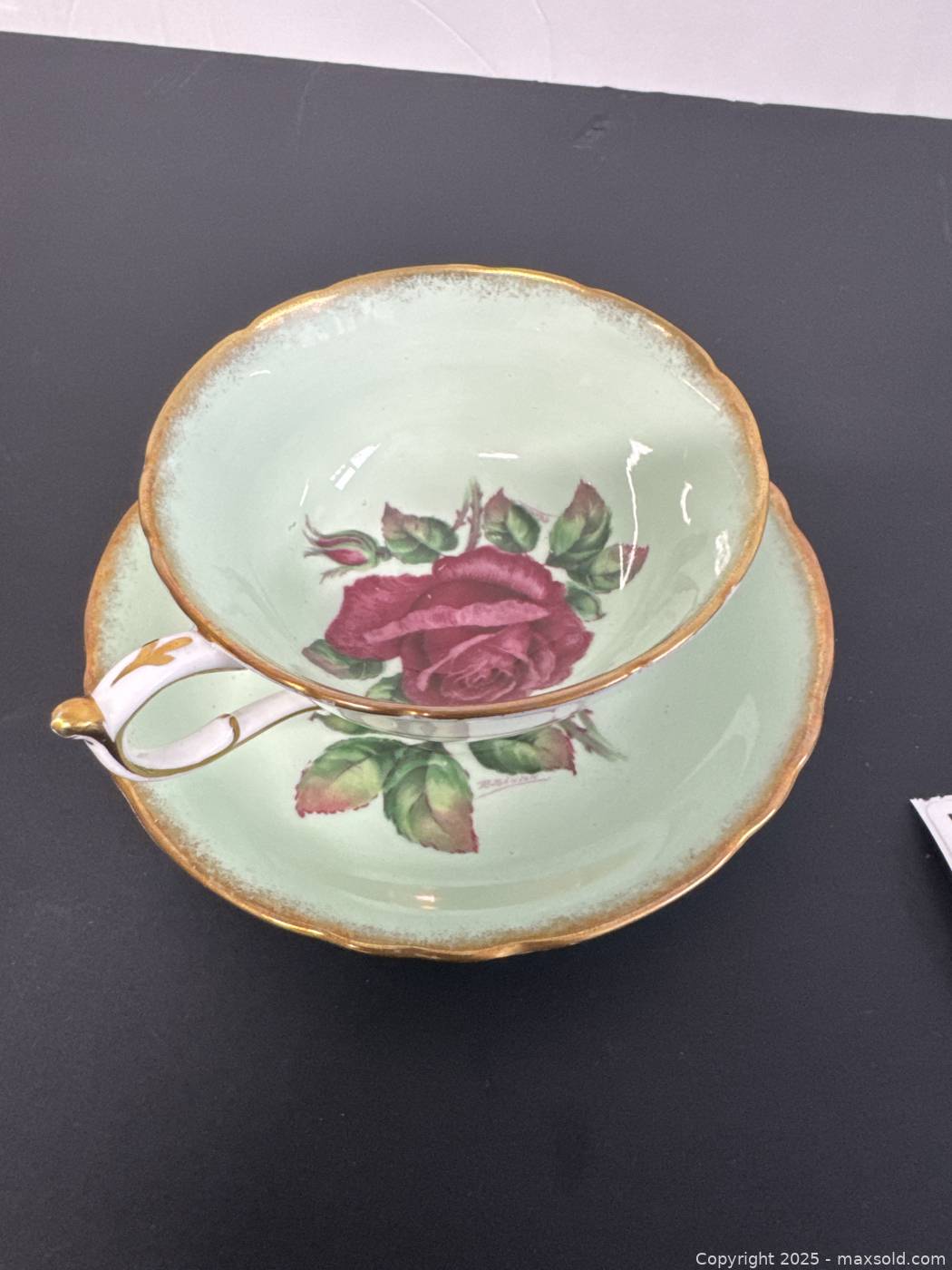 Rare Paragon cabbage roses teacups and saucer and signed R.johnson made ...