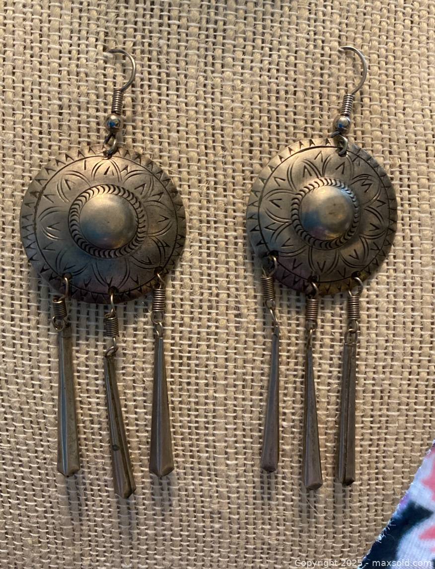 Conch Style Earrings | Canyon Lake (California, USA) SELLER MANAGED ...