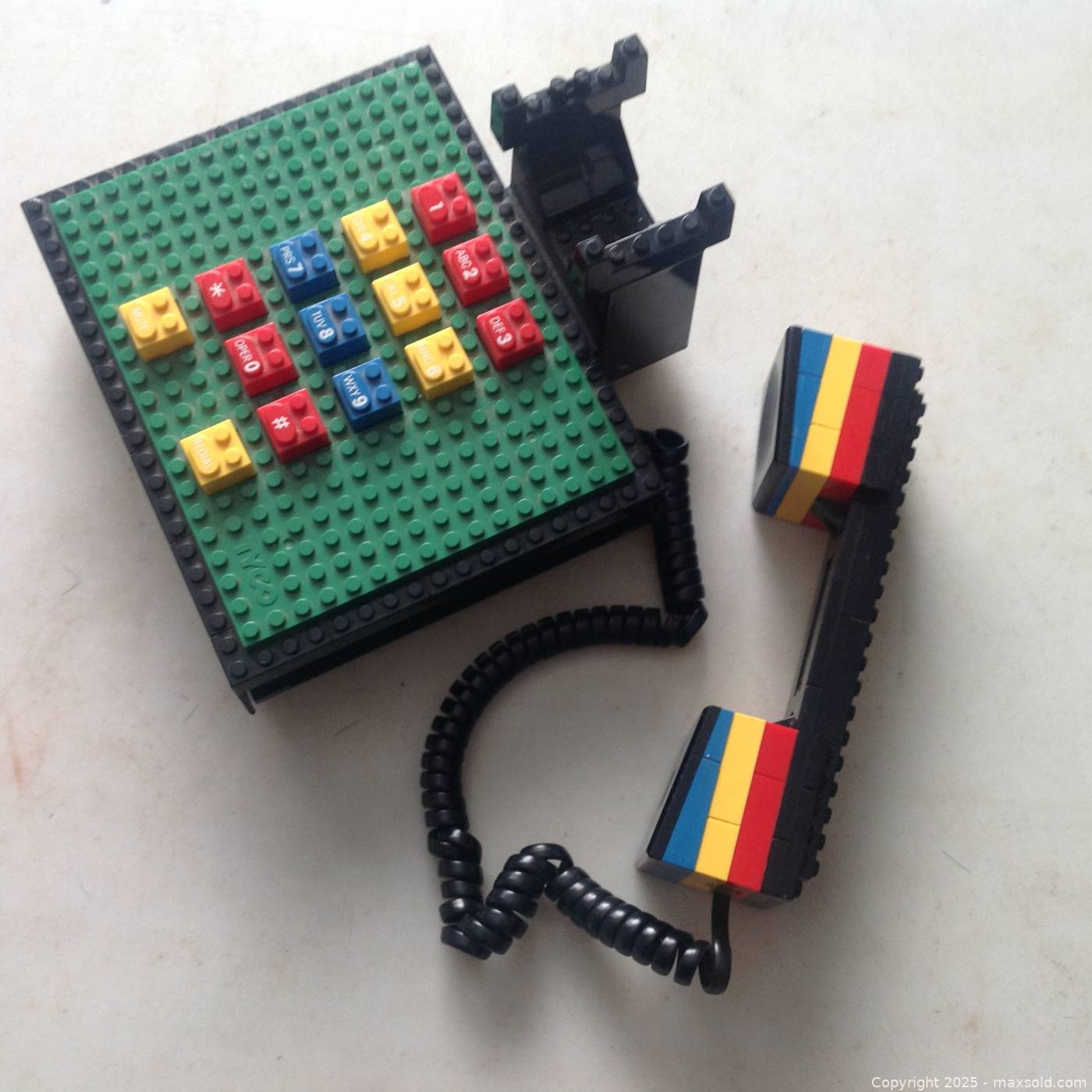 Lego Phone | Marmora (Ontario, Canada) SELLER MANAGED Moving Online ...