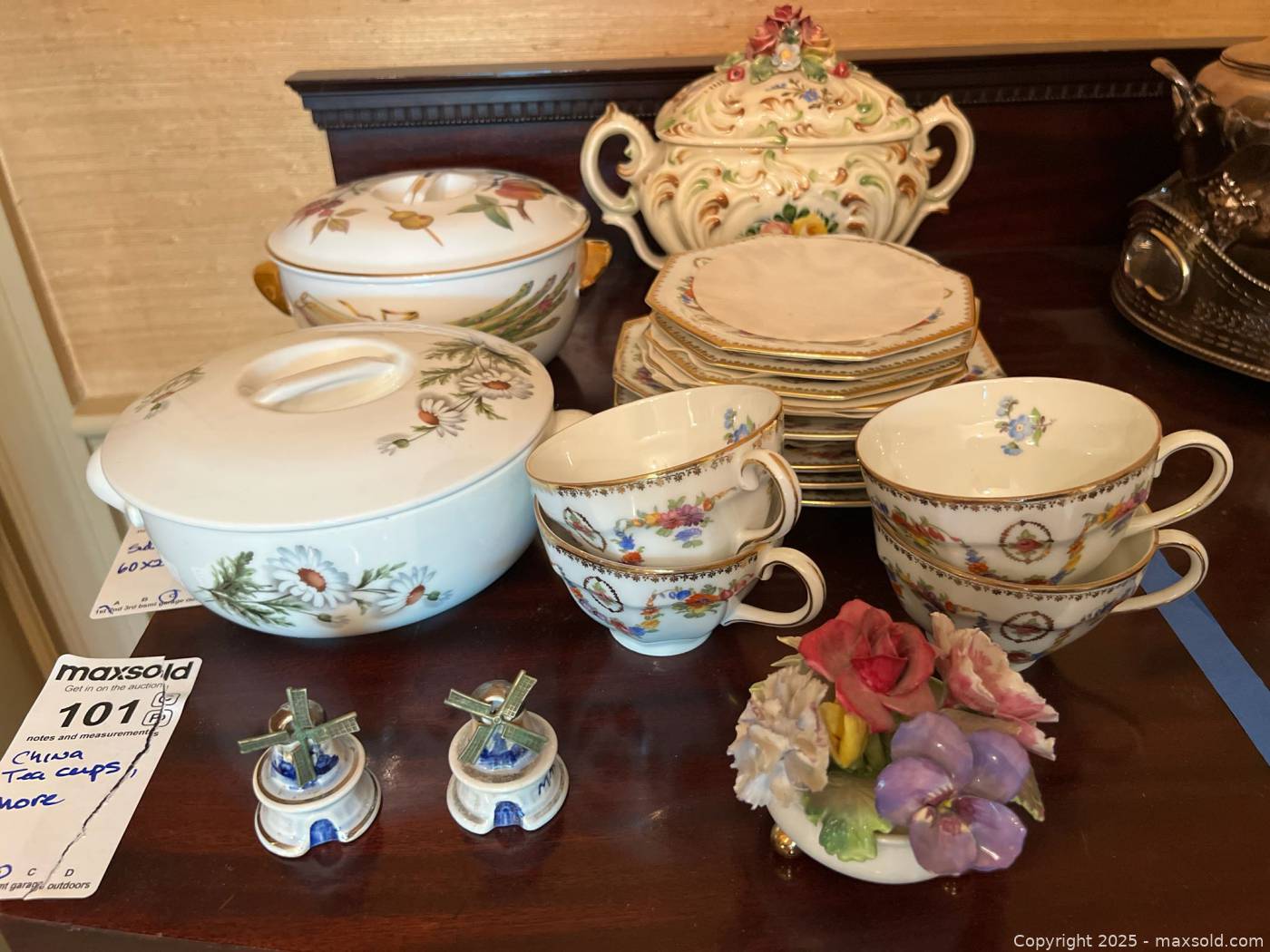 China Tea and Serving Ware B | Newton (Massachusetts, USA) Downsizing ...