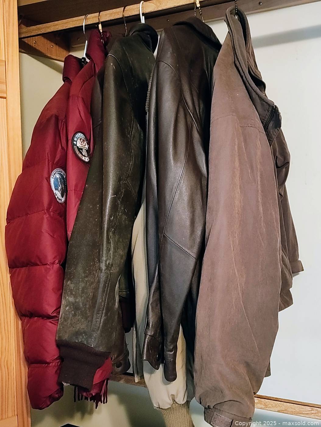 Winter Jacket Lot: Mixed Materials & Colors, Medium | Marshfield ...