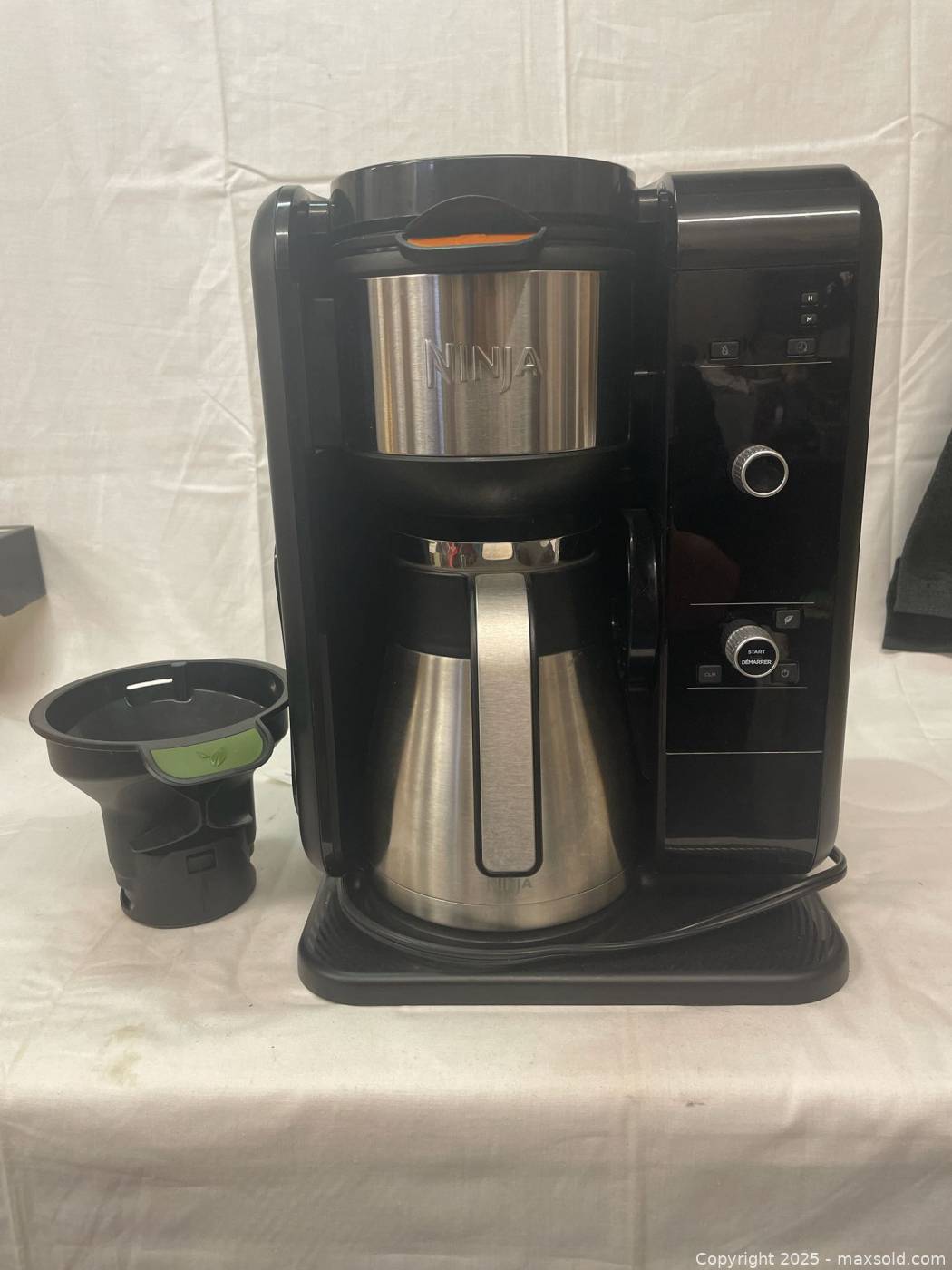 Ninja Hot & Cold Brewed System Coffee Maker | Renfrew (Ontario, Canada ...