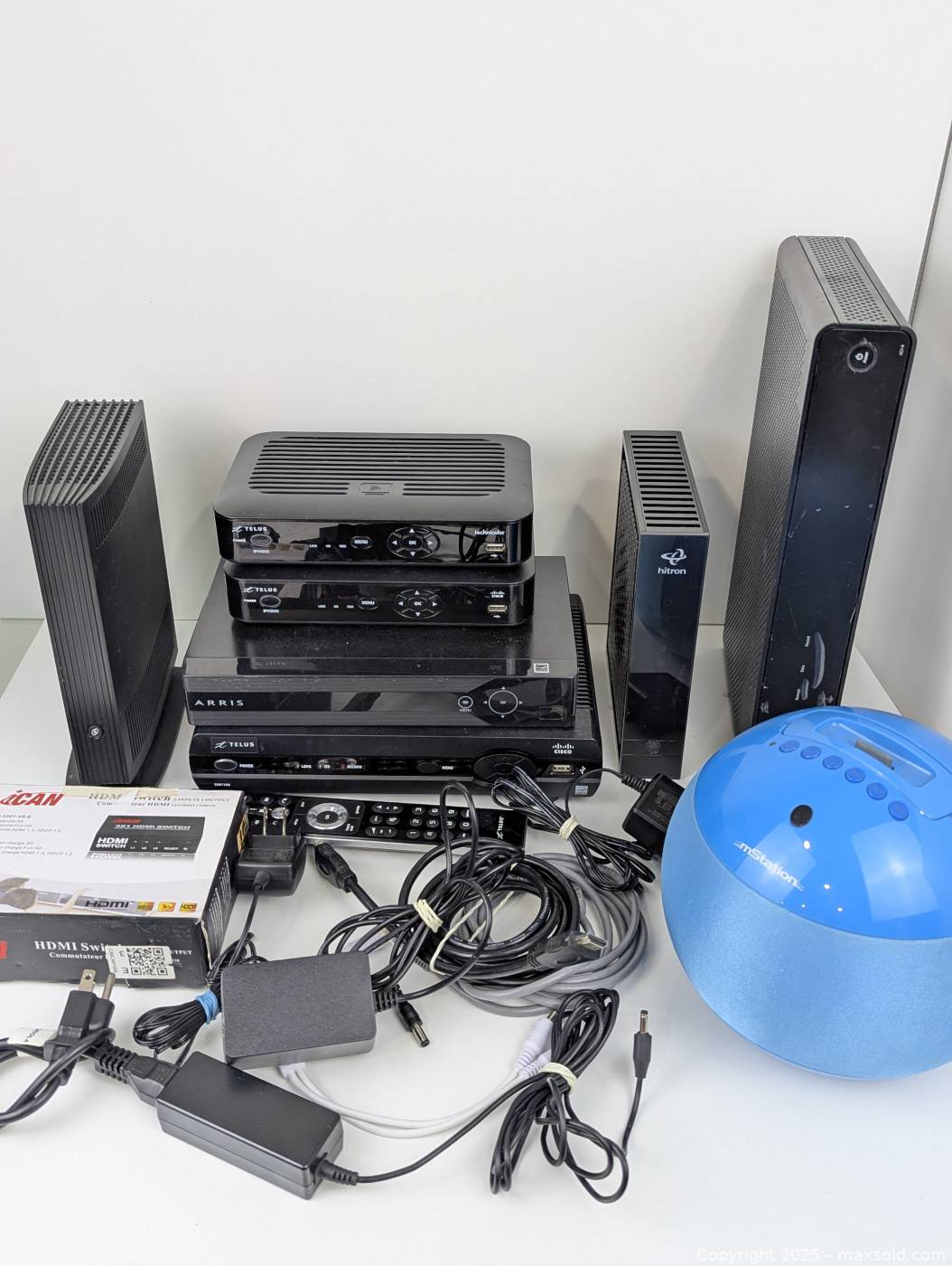 Mixed Electronics Lot #2 | Cobourg (Ontario, Canada) SELLER MANAGED ...