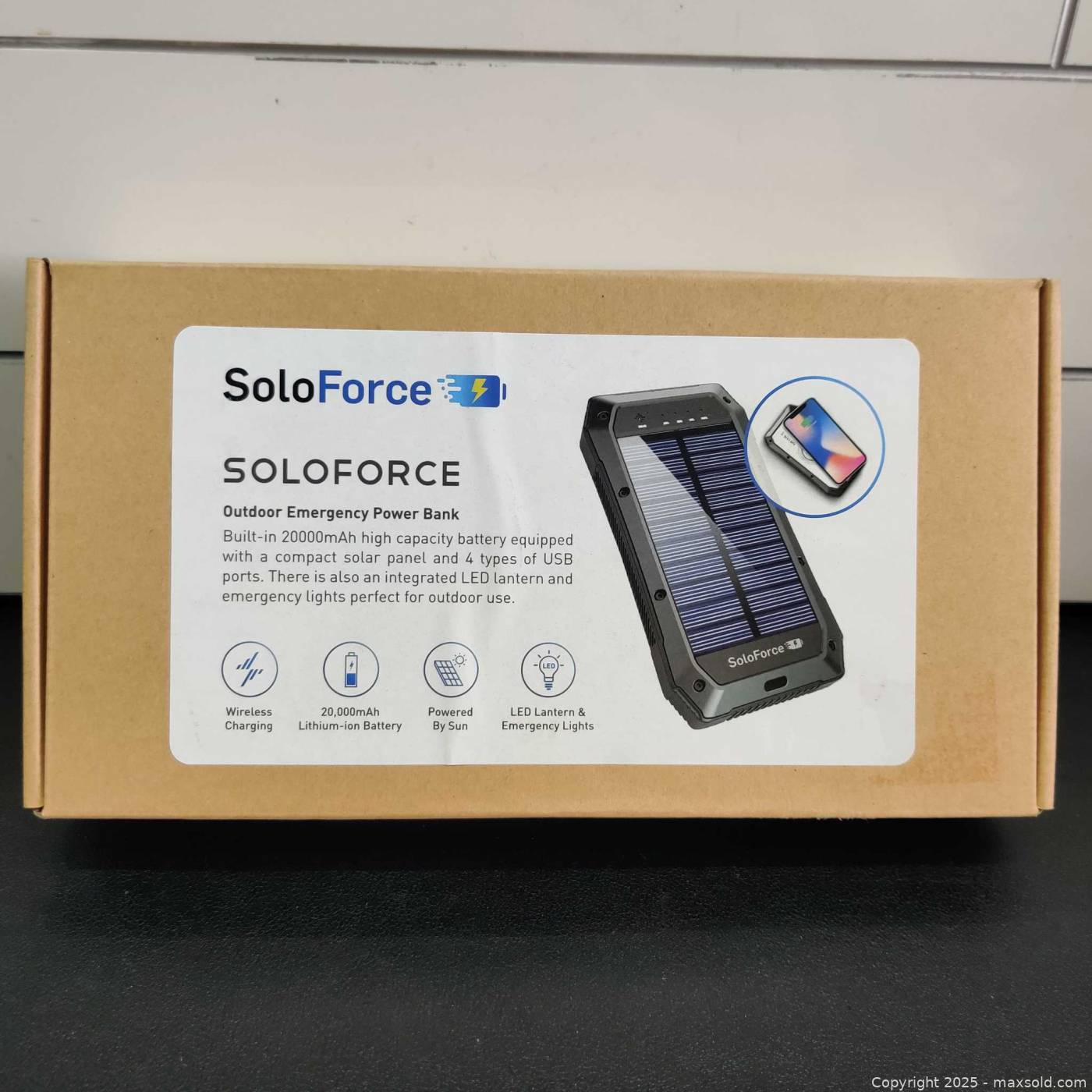 SoloForce Portable Power Bank Battery with Solar Panel / Fast Charging ...