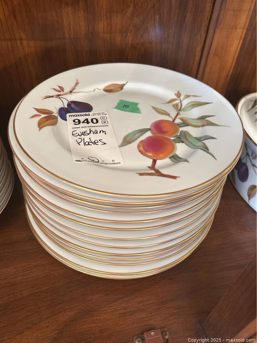 Evesham Plates B | Mississauga (Ontario, Canada) Estate Sale Online ...