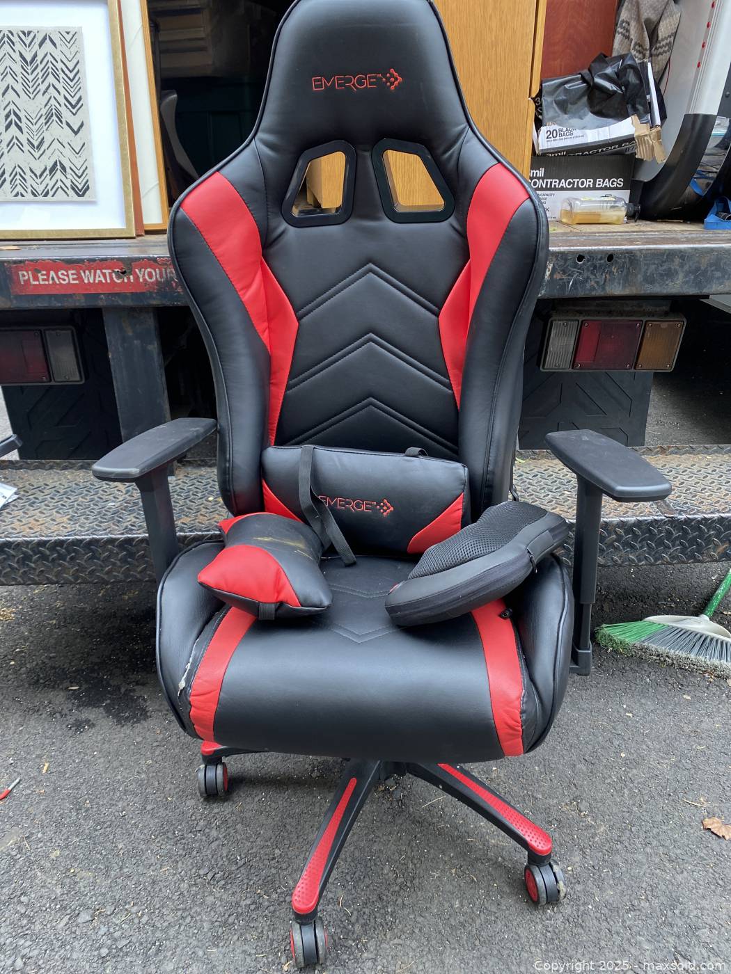 Emerge Gaming chair | Hatboro (Pennsylvania, USA) PARTNER MANAGED ...