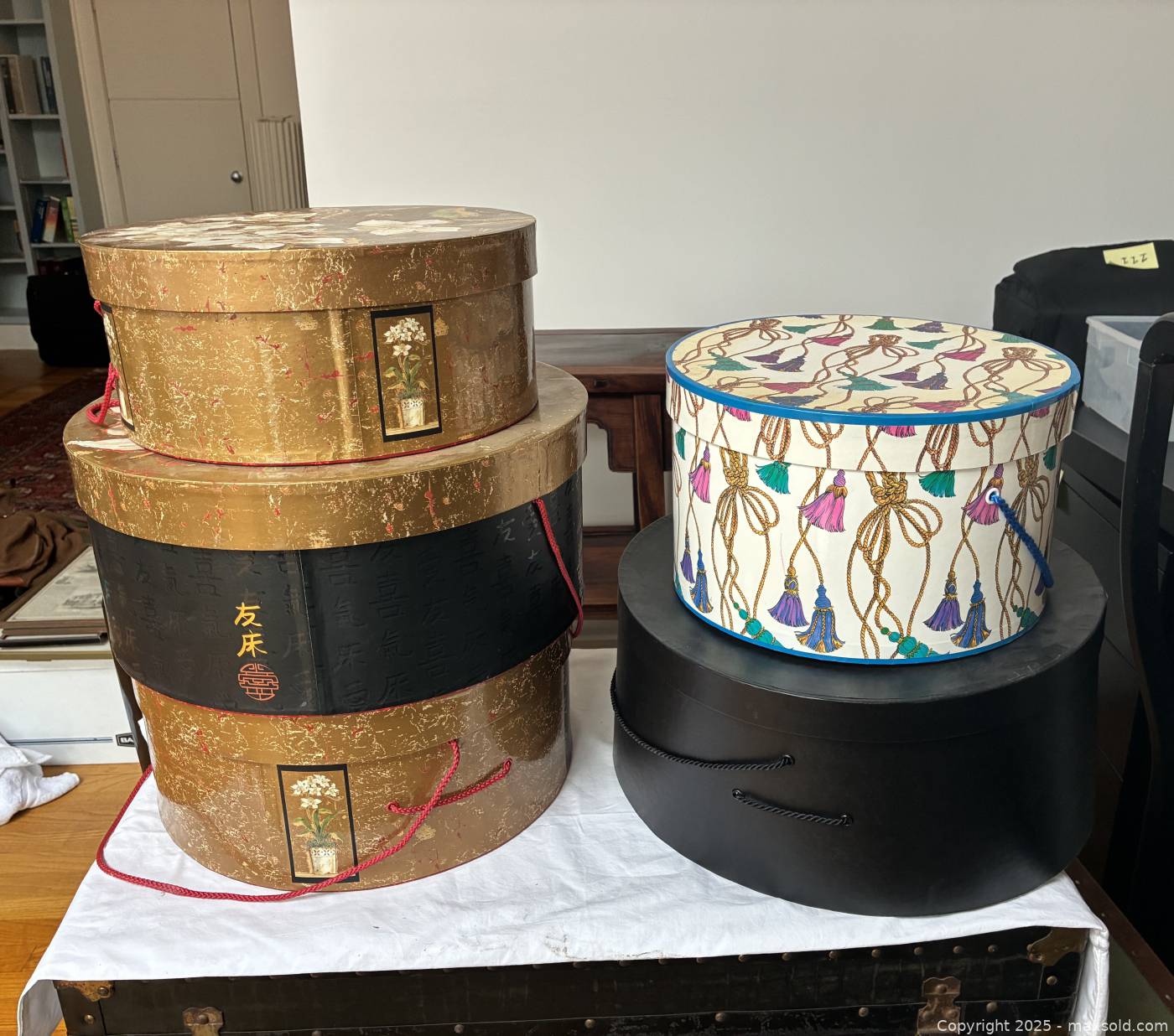 Chic Floral Hat Boxes with Beret & Straw Hats | New Haven (Connecticut ...
