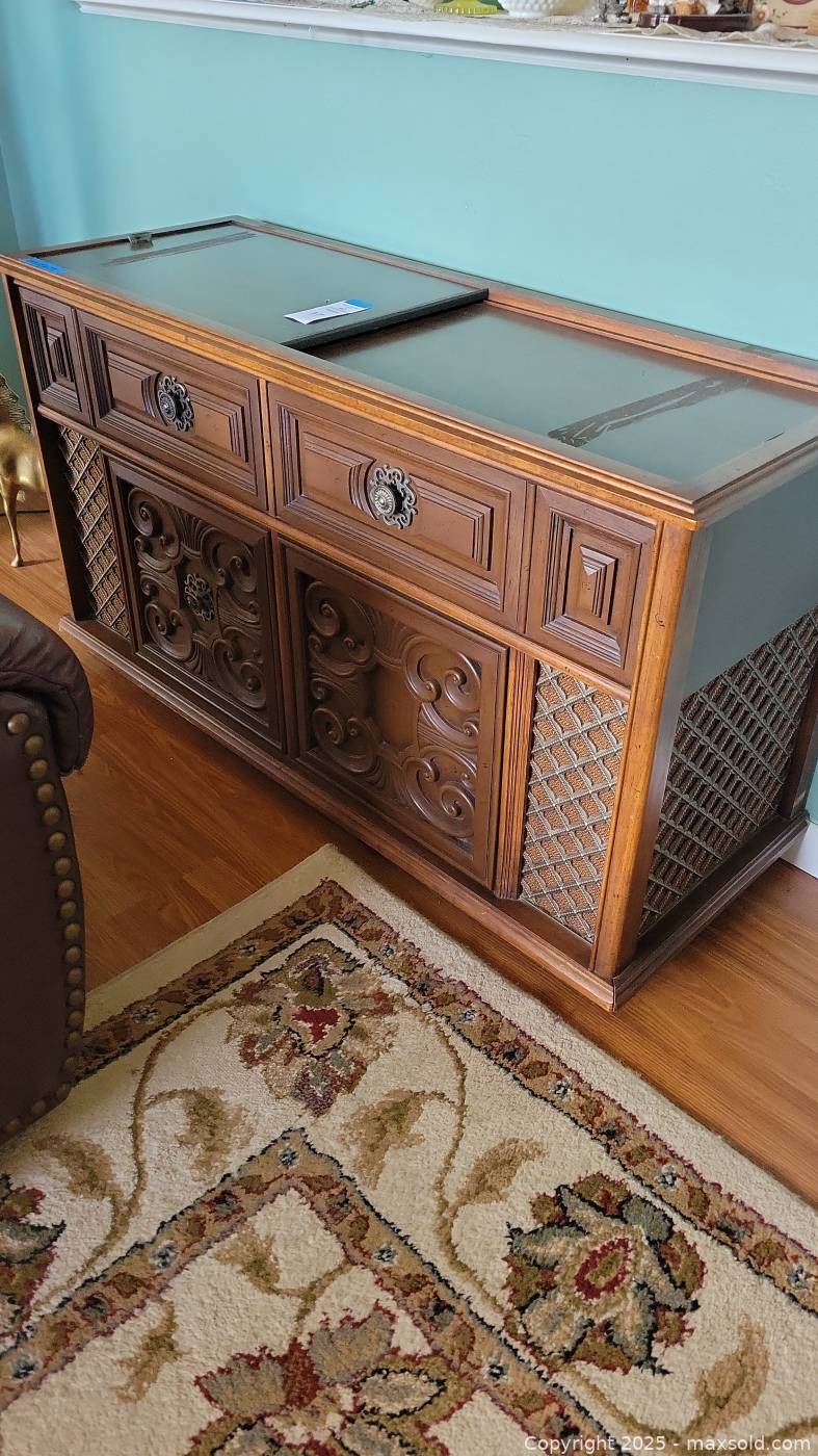 Vintage Wood Stereo Console with Decorative Panels. C | Mulberry ...