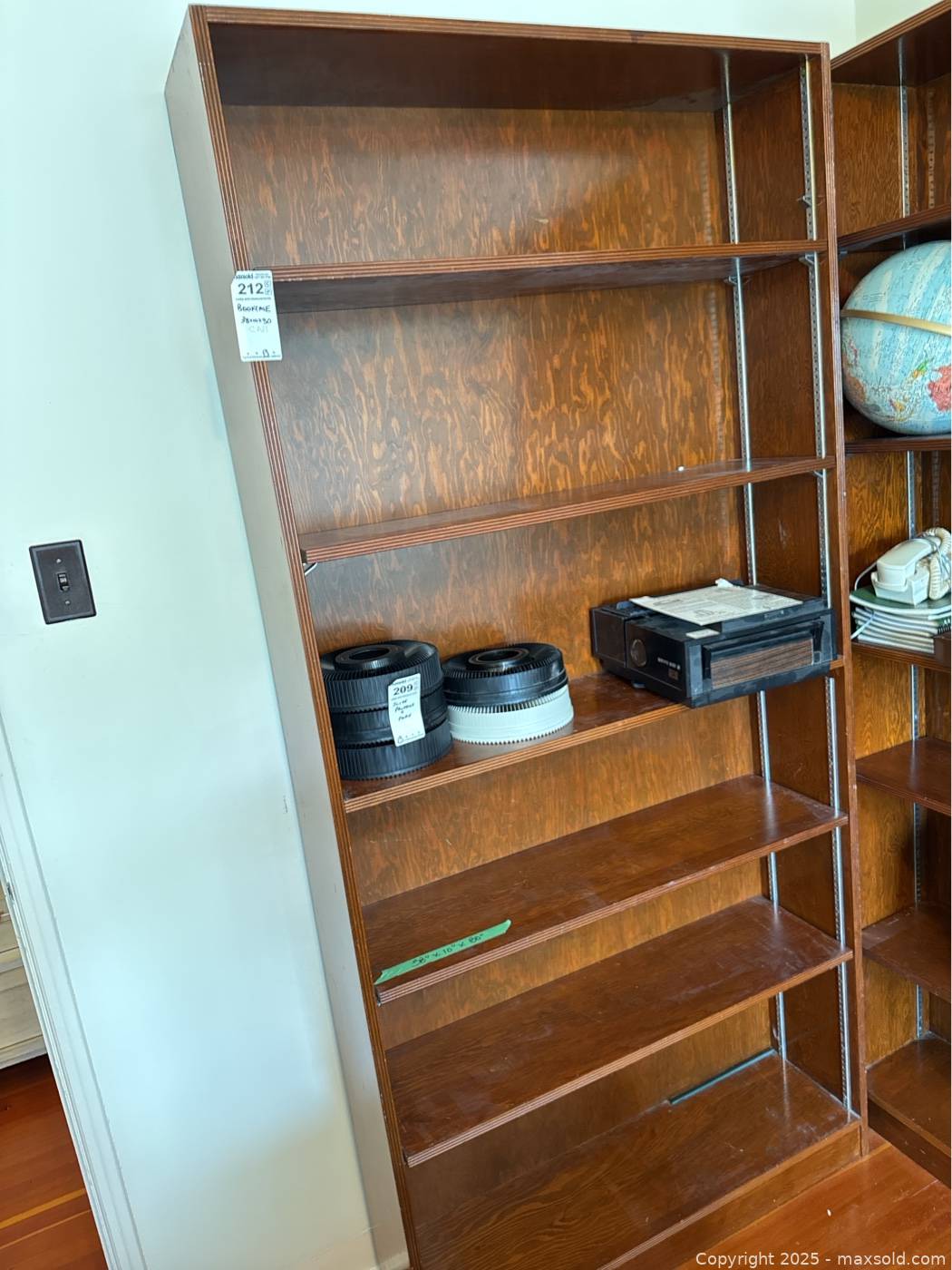 Auctions in Seattle, WA, USA | MaxSold