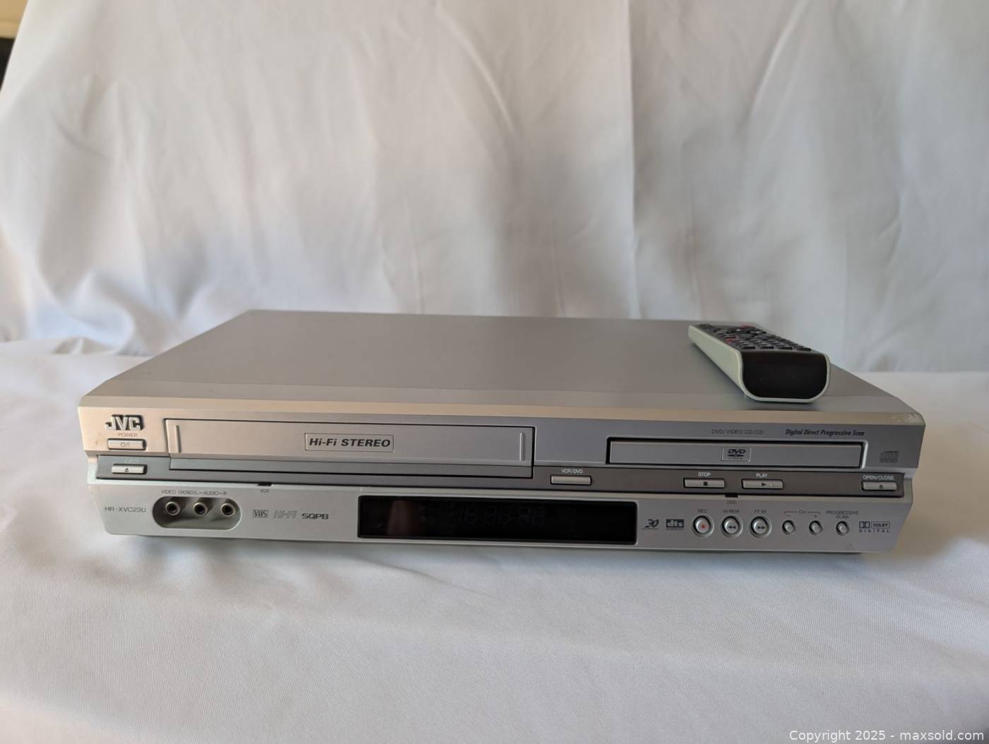 Jvc Vhs Dvd Combo Player | Markham (Ontario, Canada) SELLER MANAGED ...