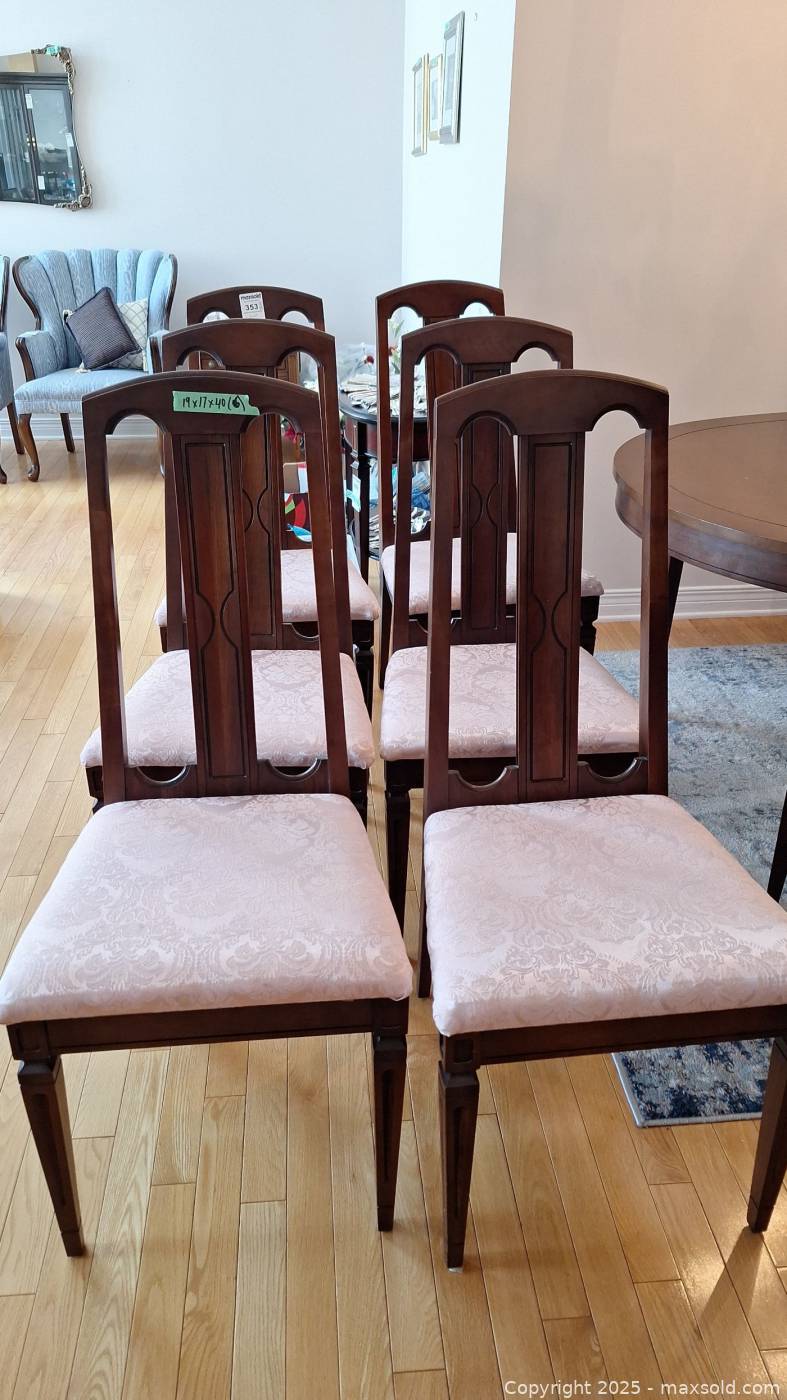 Dining Chairs C | Ottawa (Ontario, Canada) Downsizing Online Auction ...