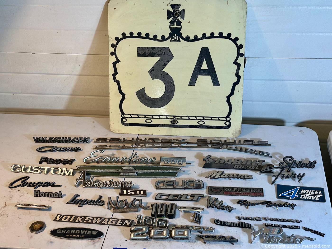 Vintage Car Badges + Highway 3A Sign | Hamilton (Ontario, Canada ...