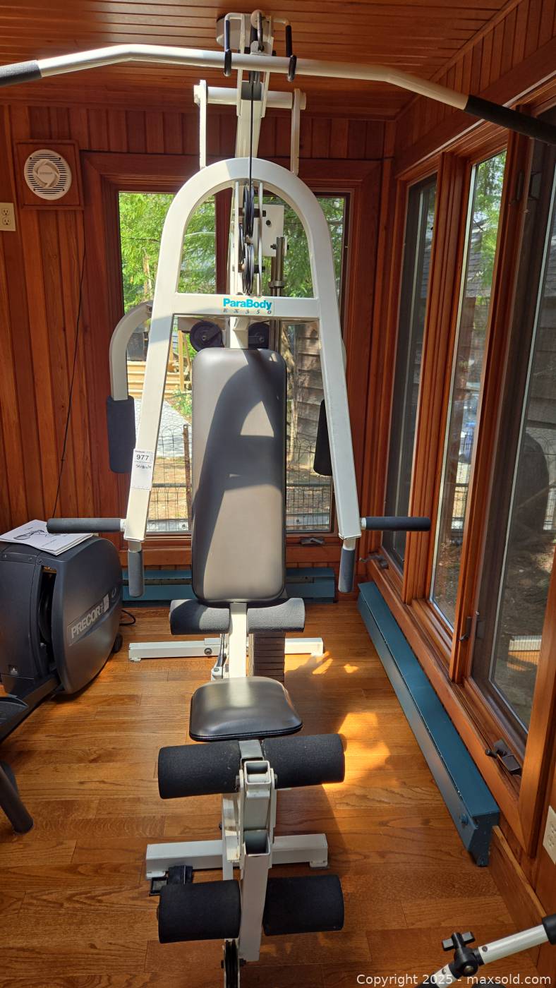Parabody Weight Machine | Hamilton (Ontario, Canada) PARTNER MANAGED ...