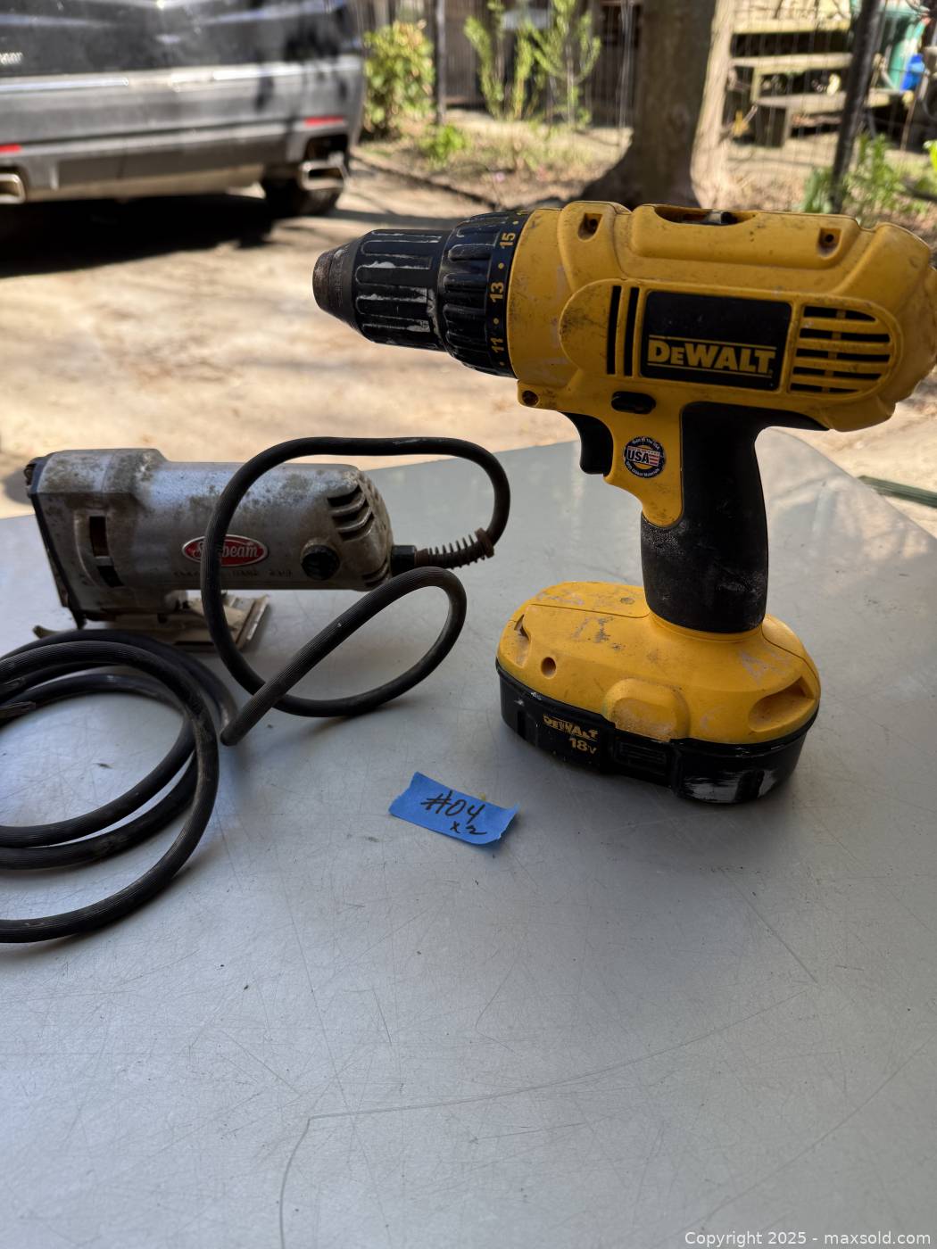 DEWALT 18V DRILL & VTG SUNBEAM HAND SAW. | Hamilton (Ontario, Canada ...