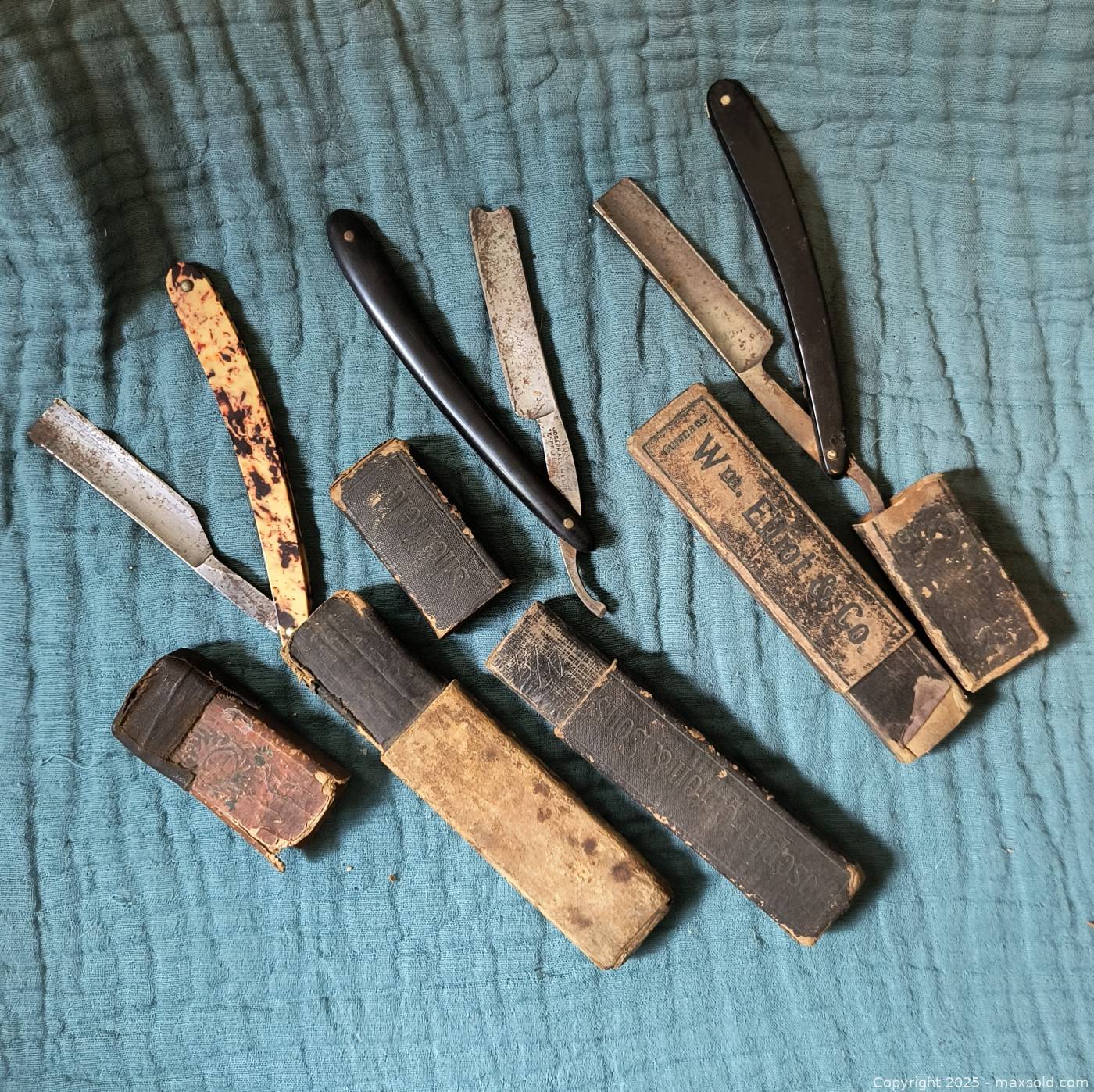 3 Vintage Straight Razors with Original Boxes | Decatur (Georgia, USA ...