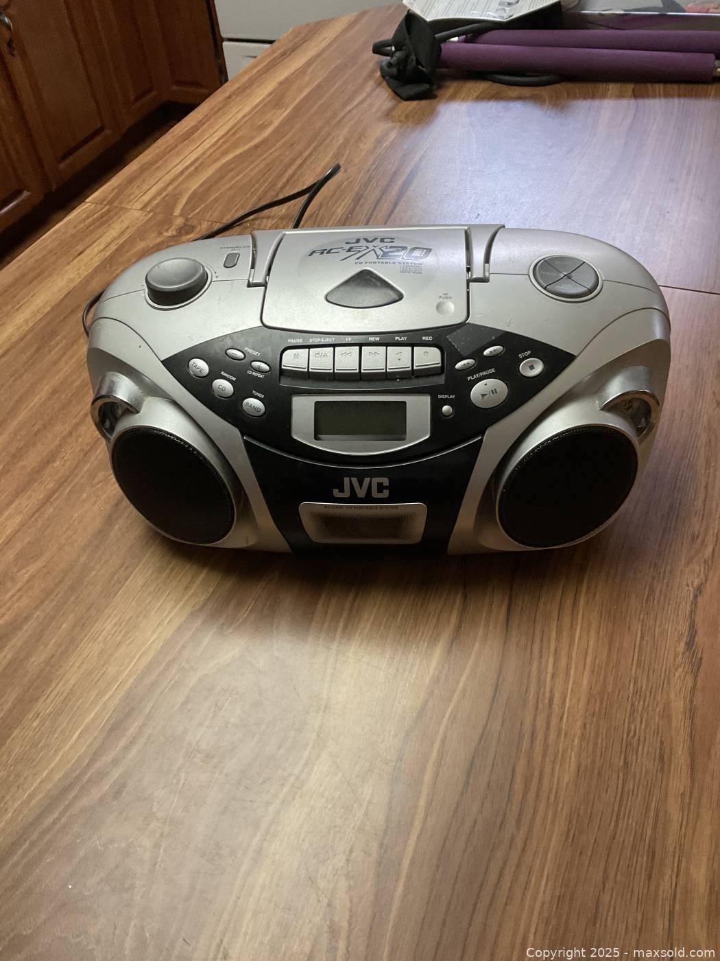 JVC Portable Stereo | Oshawa (Ontario, Canada) SELLER MANAGED ...