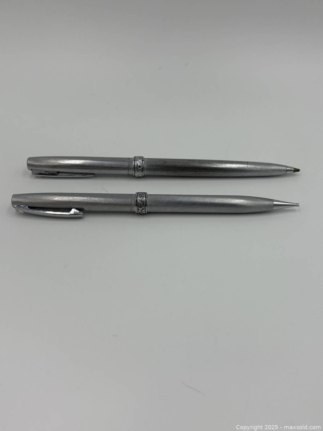 2 Pens | Victoria (British Columbia, Canada) SELLER MANAGED Estate Sale ...