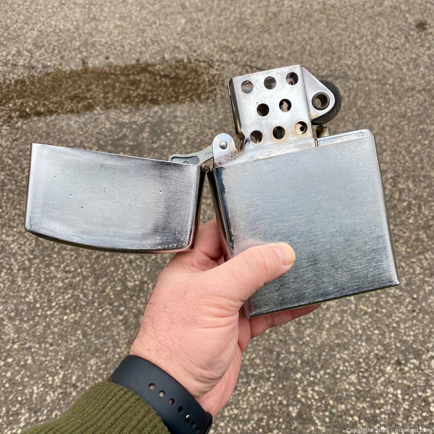 Giant Zippo-Style Lighter | Toronto (Ontario, Canada) SELLER MANAGED ...