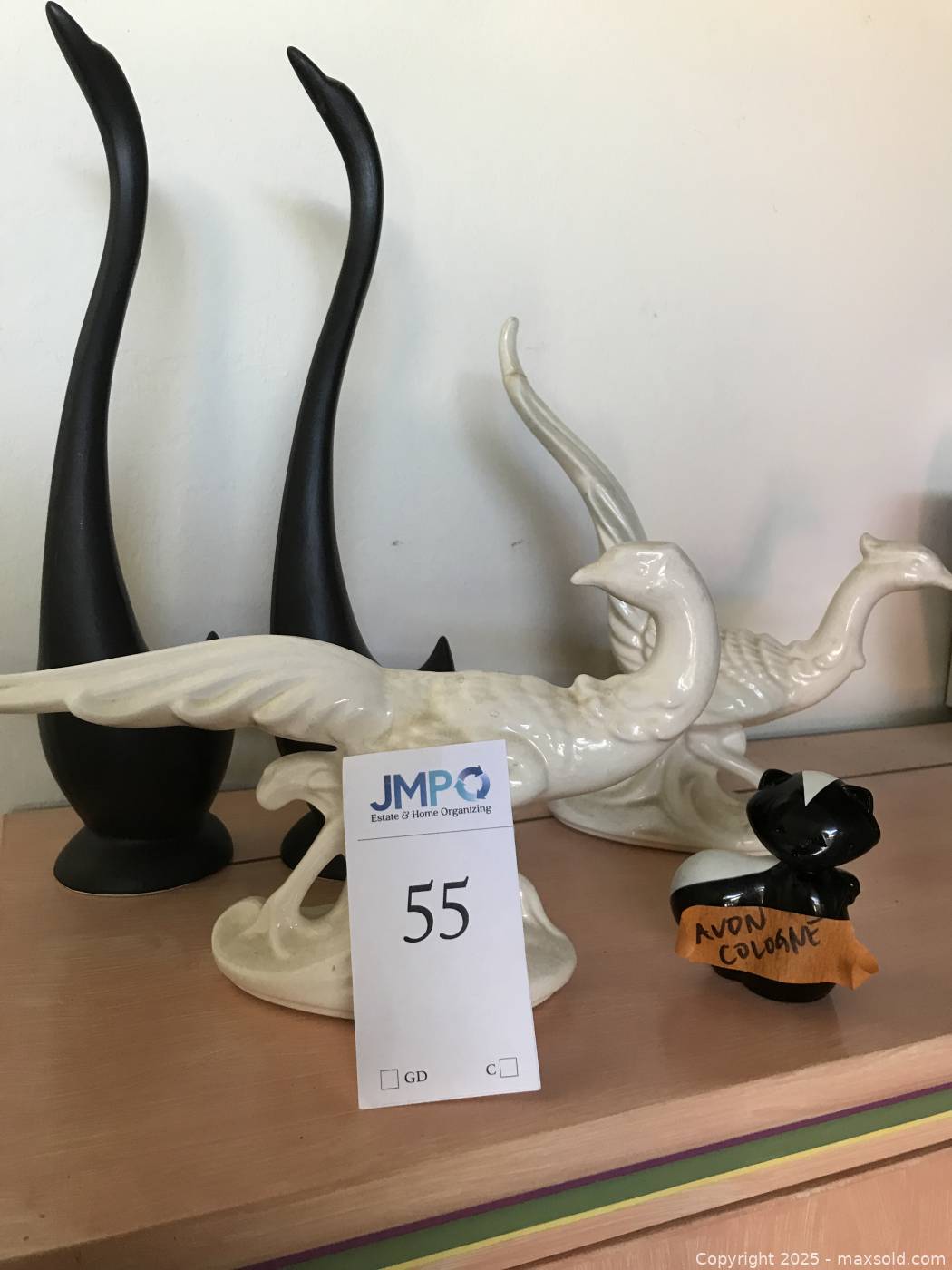 Ceramic Decor and Avon Skunk Cologne Bottle | Sunnyvale (California ...