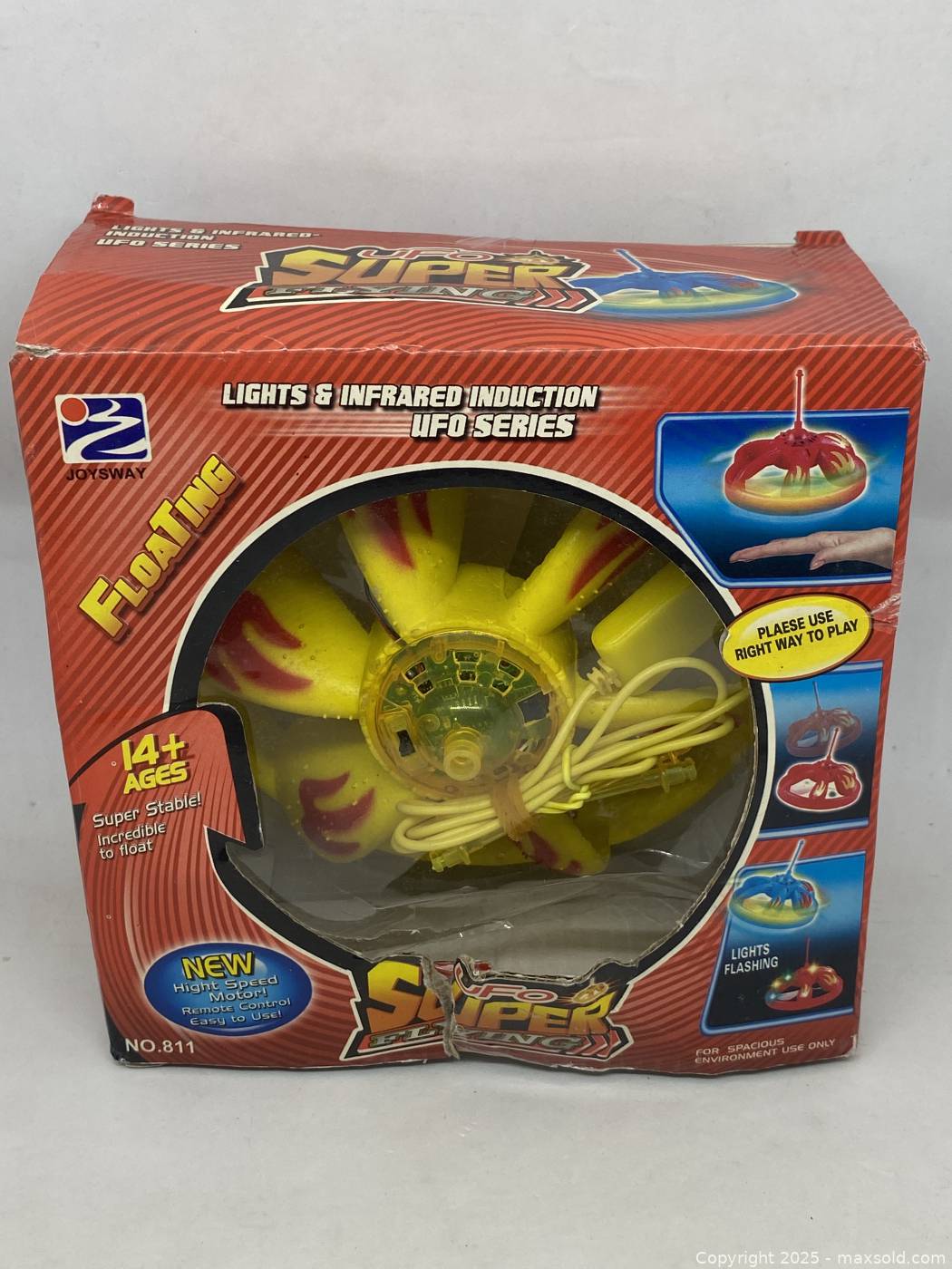 Joysway UFO Series No. 811 Super Flying Hand-Controlled UFO Toy ...
