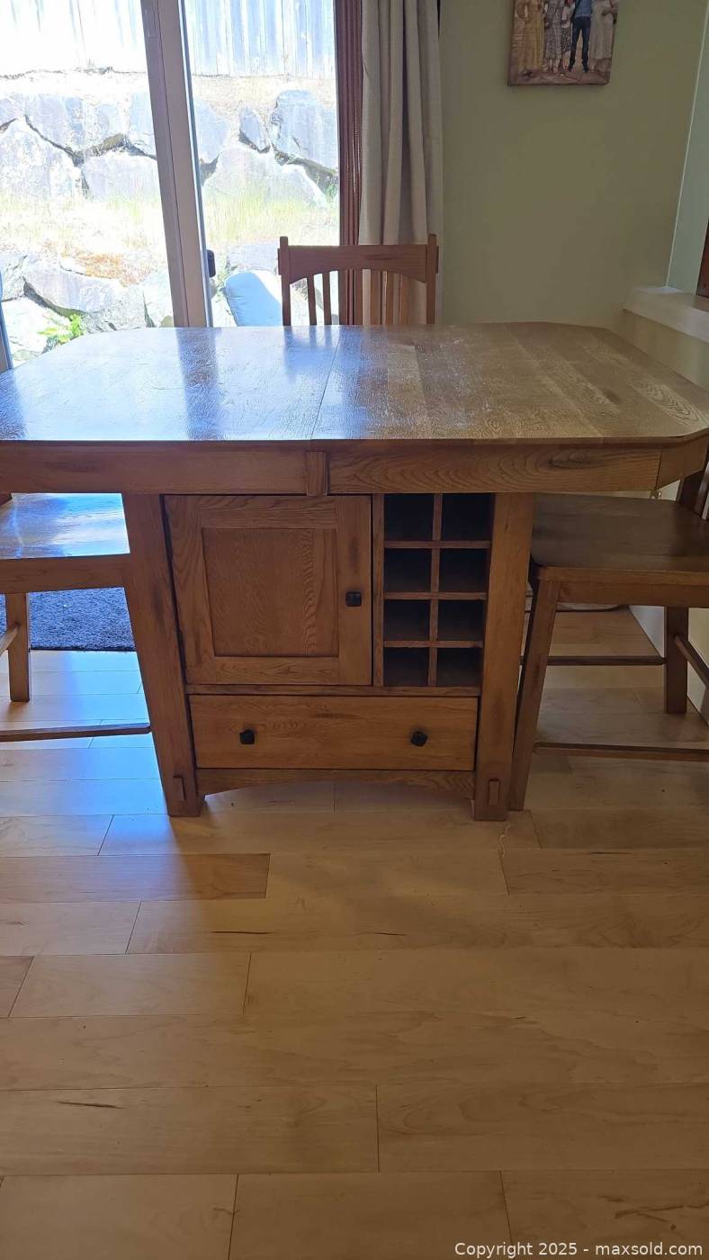 Counter Height Oak Dining Table Set with 3 Chairs | Gig Harbor ...