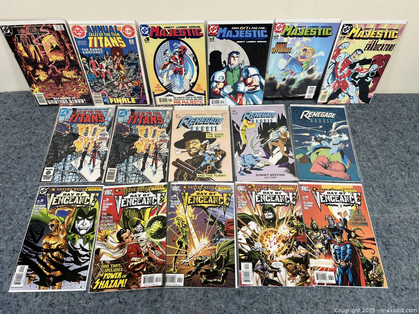 Comic lot #3 - Teen Titans, Majestic, Renegade Rabbit, Day of Vengance ...