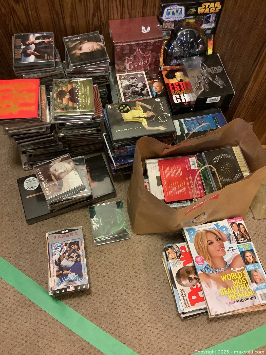Large Lot of Mixed CDs, DVDs, and Magazines | Toronto (Ontario, Canada ...