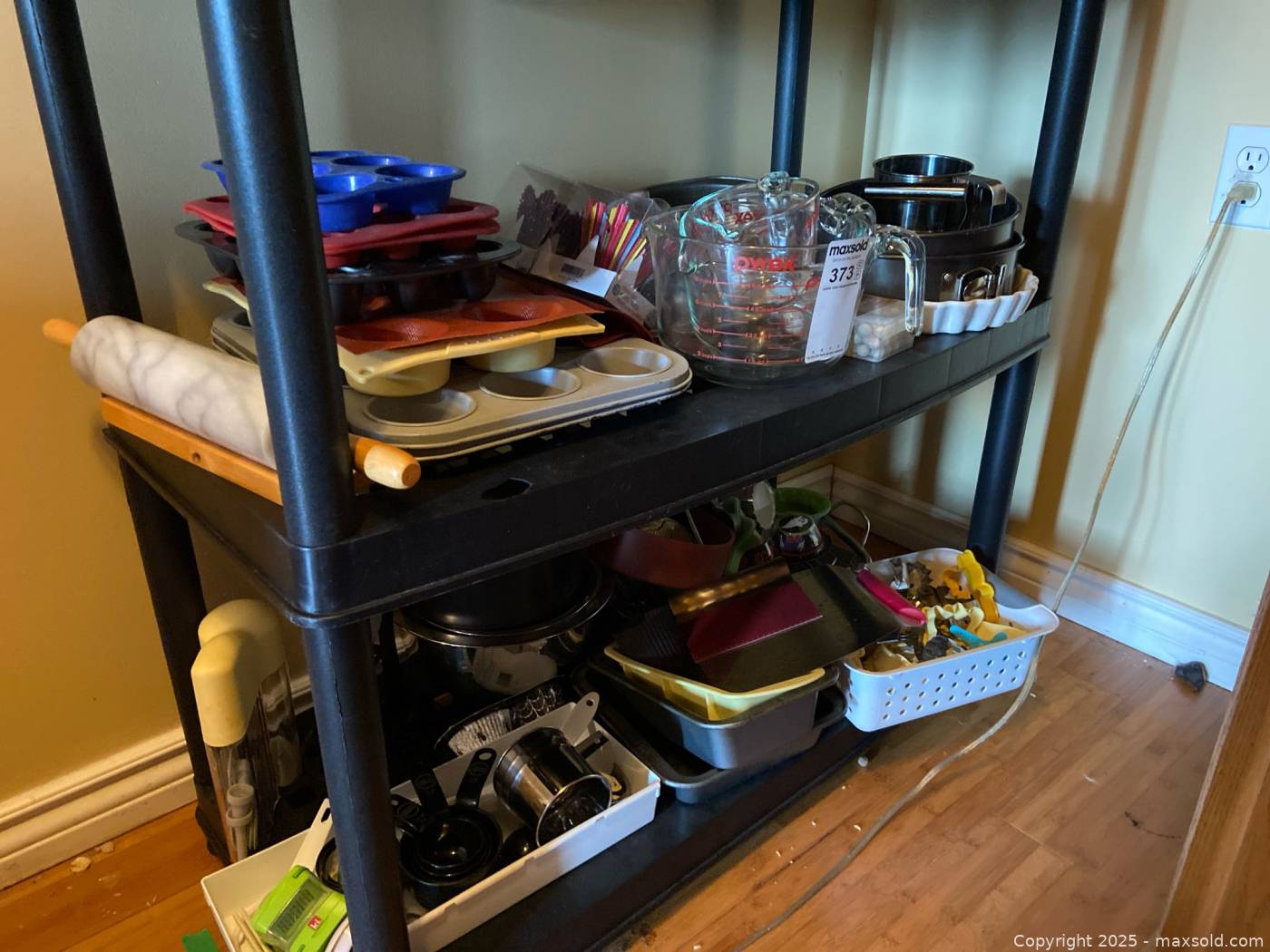 Large Lot of Baking Pans, Tools and Accessories | Kingston (Ontario ...