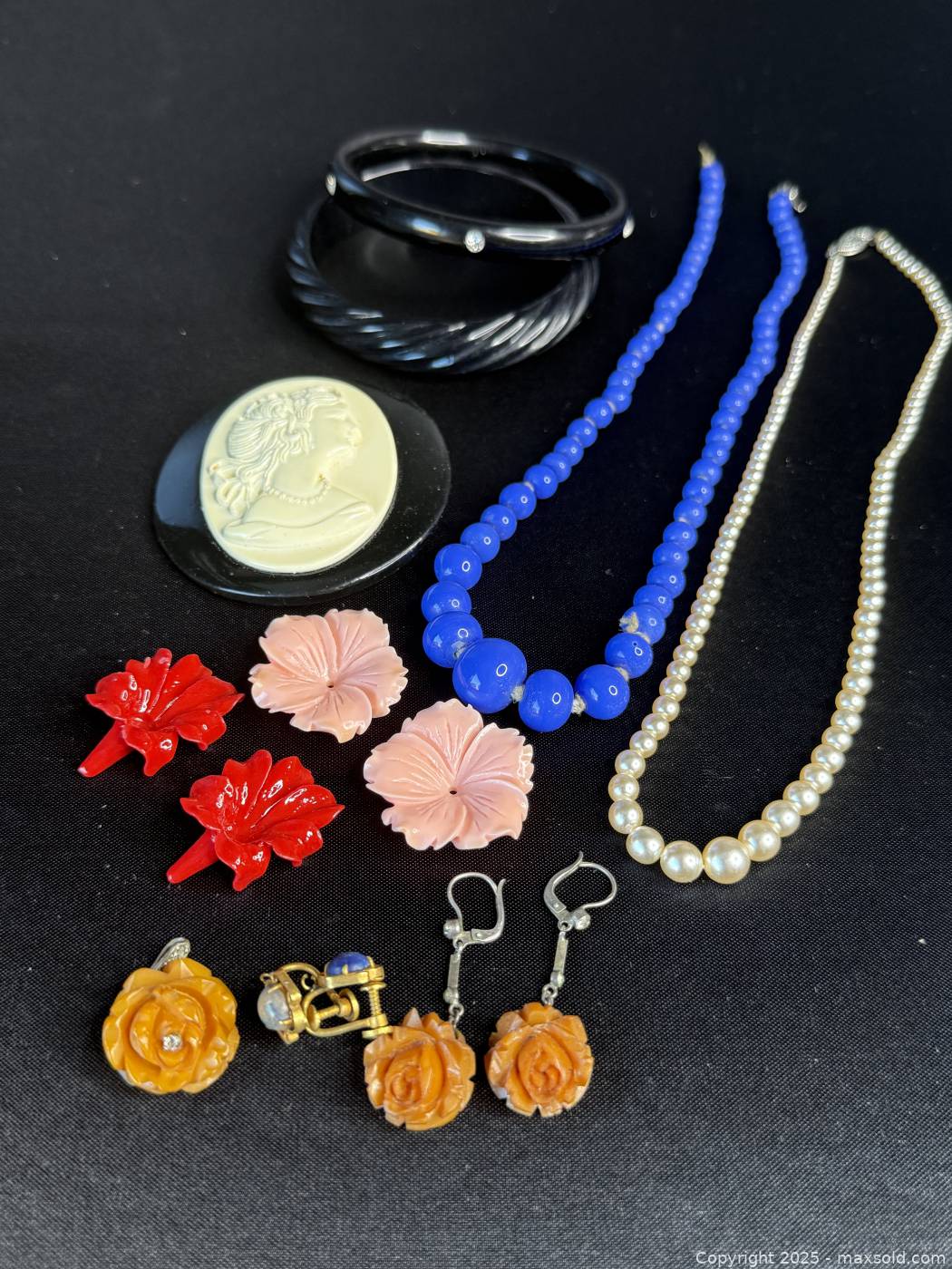 Collection of Antique Plastic/Celluloid Jewelry (X13) | Victoria ...