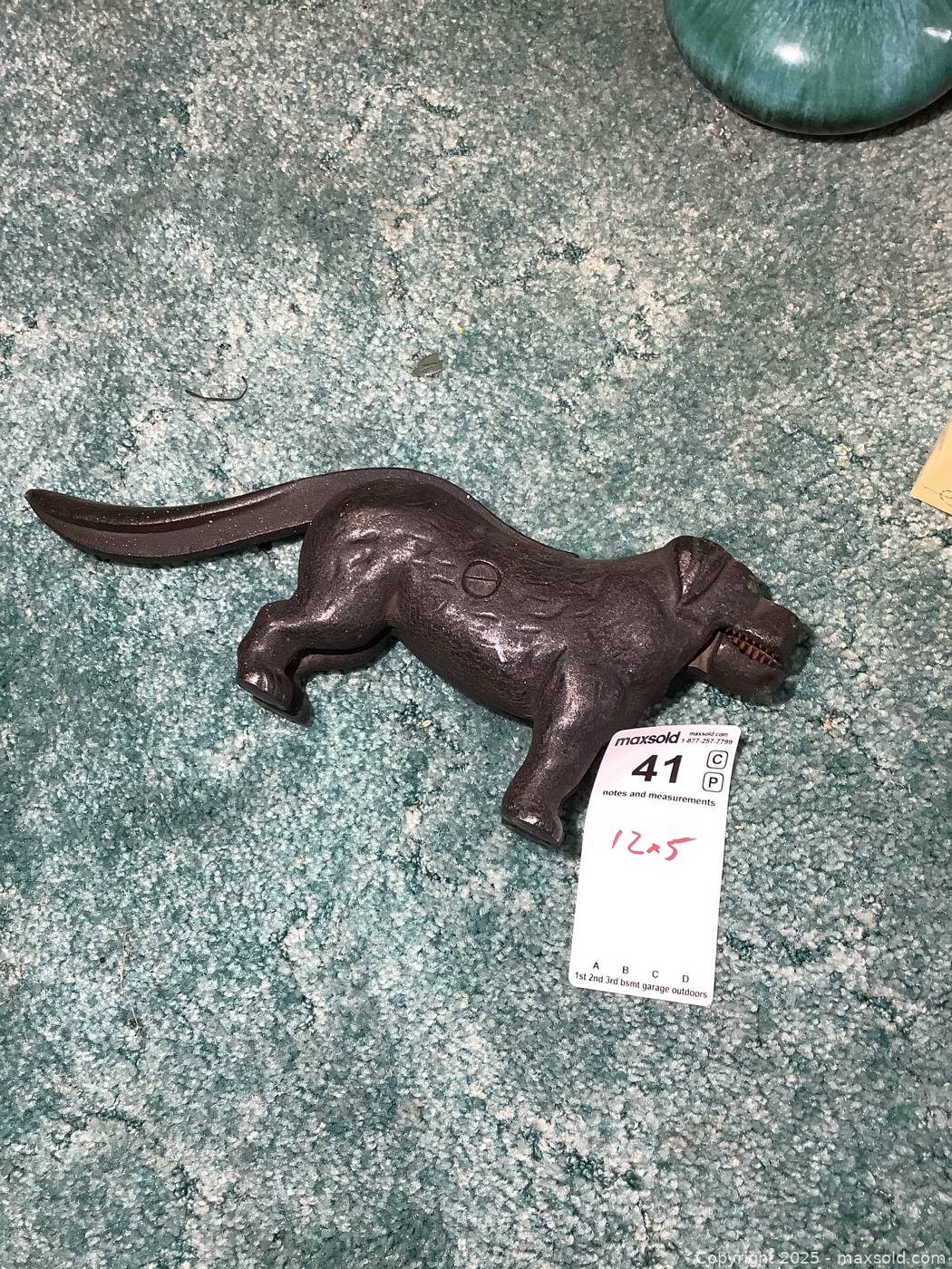 Cast Iron Dog Nut Cracker A | Belleville (Ontario, Canada) PARTNER ...