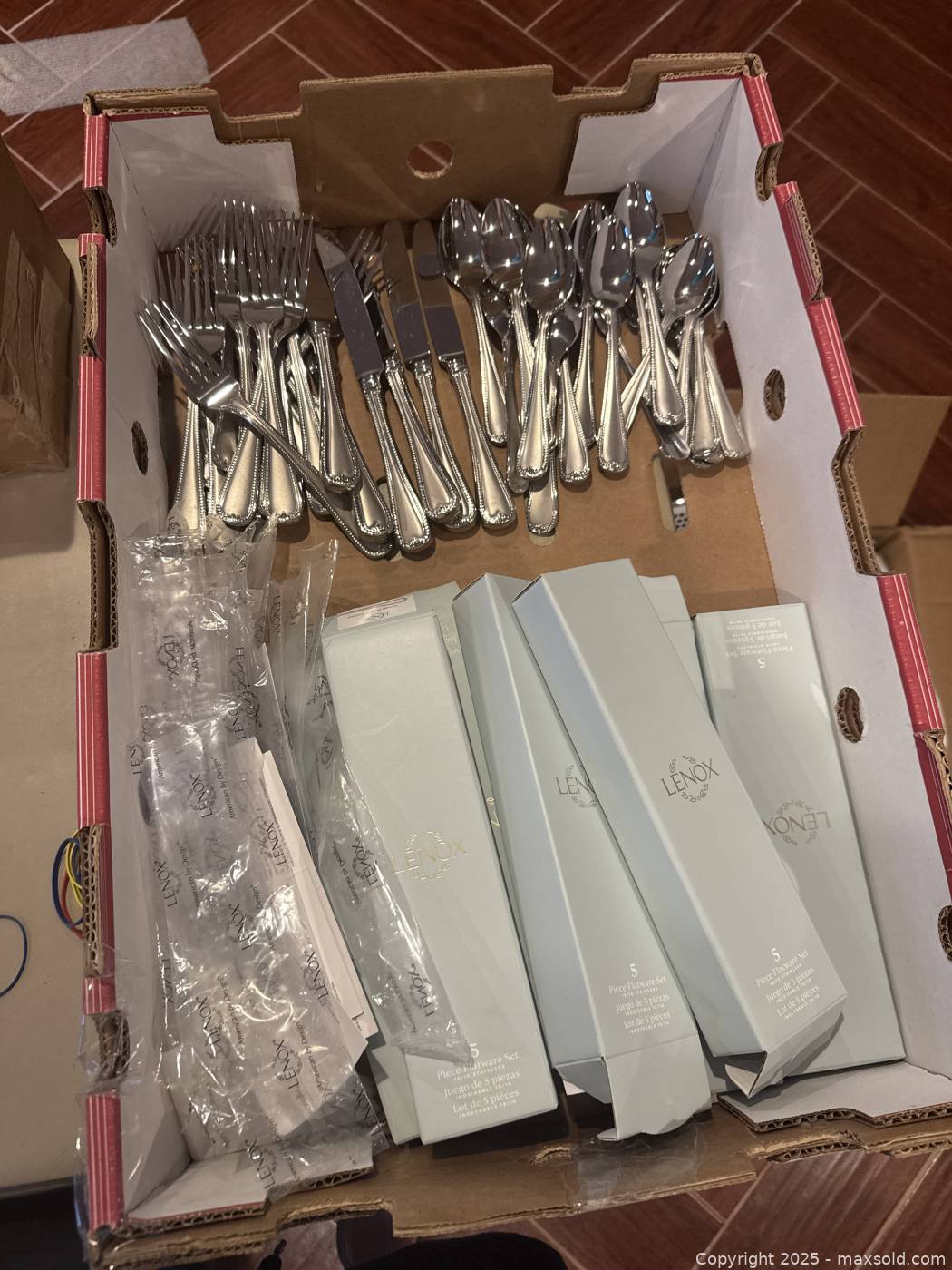 Lenox Flatware Set | Hatboro (Pennsylvania, USA) PARTNER MANAGED Estate ...