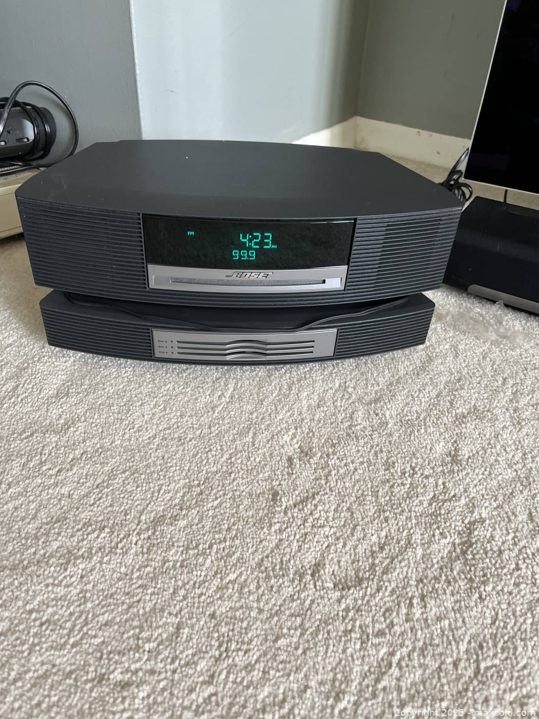 Bose Electronics Console Radio & CD with Cables & Remote | Greater Sudbury (Ontario, Canada ...