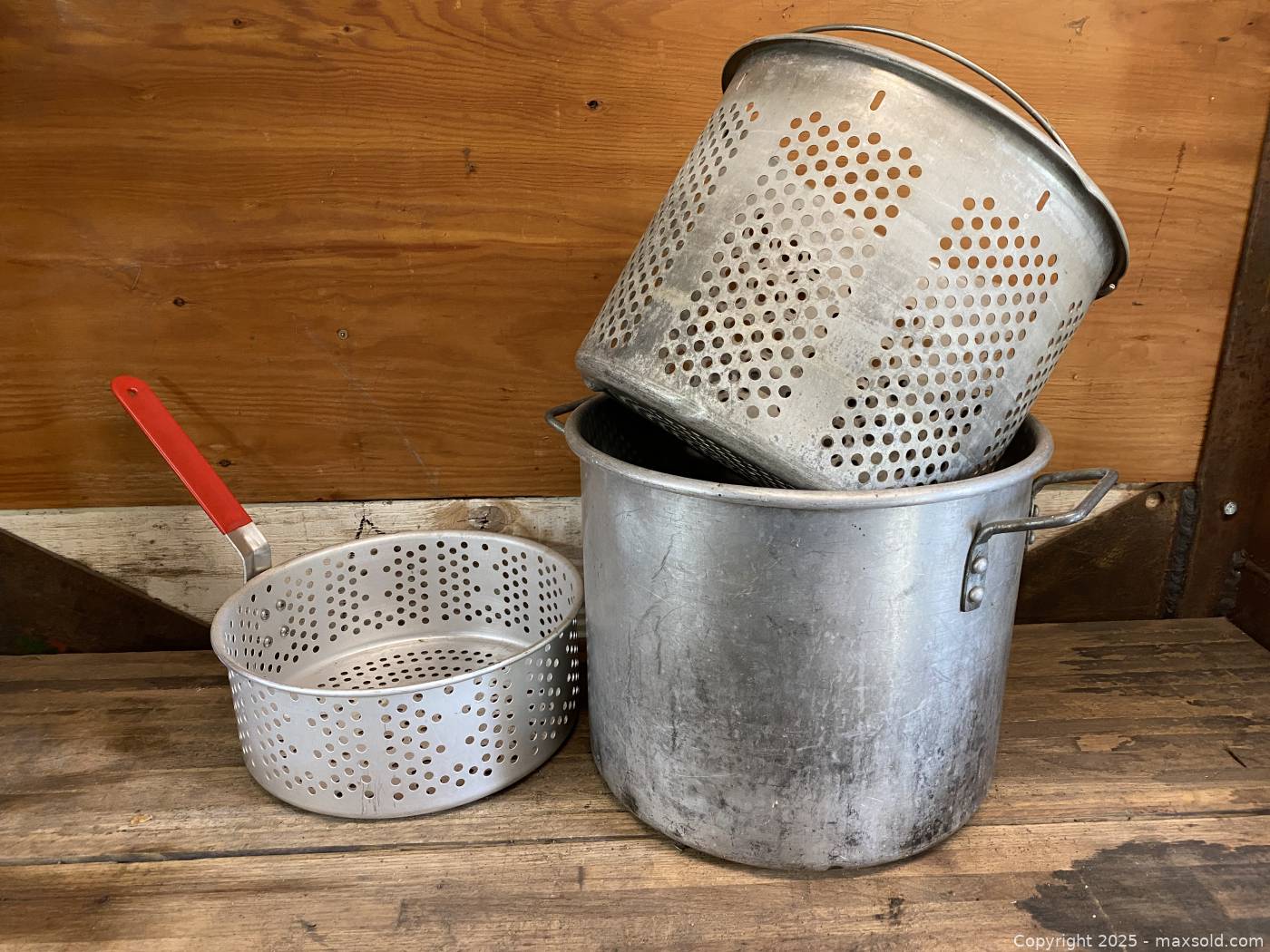 Large Aluminum Stock Pot with Perforated Baskets – Seafood or Deep Fry ...