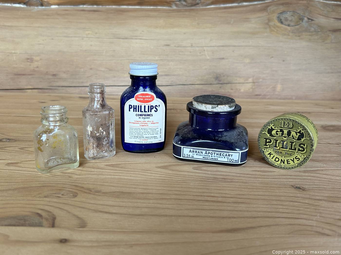 Vintage Apothecary Bottle Lot Phillips’, Gin Pills Tin, Arran Cobalt ...