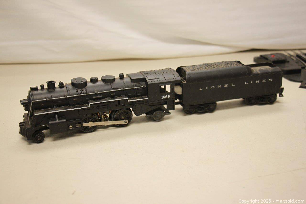Vintage Lionel Electric Train Set #1 | Phoenixville (Pennsylvania, USA ...