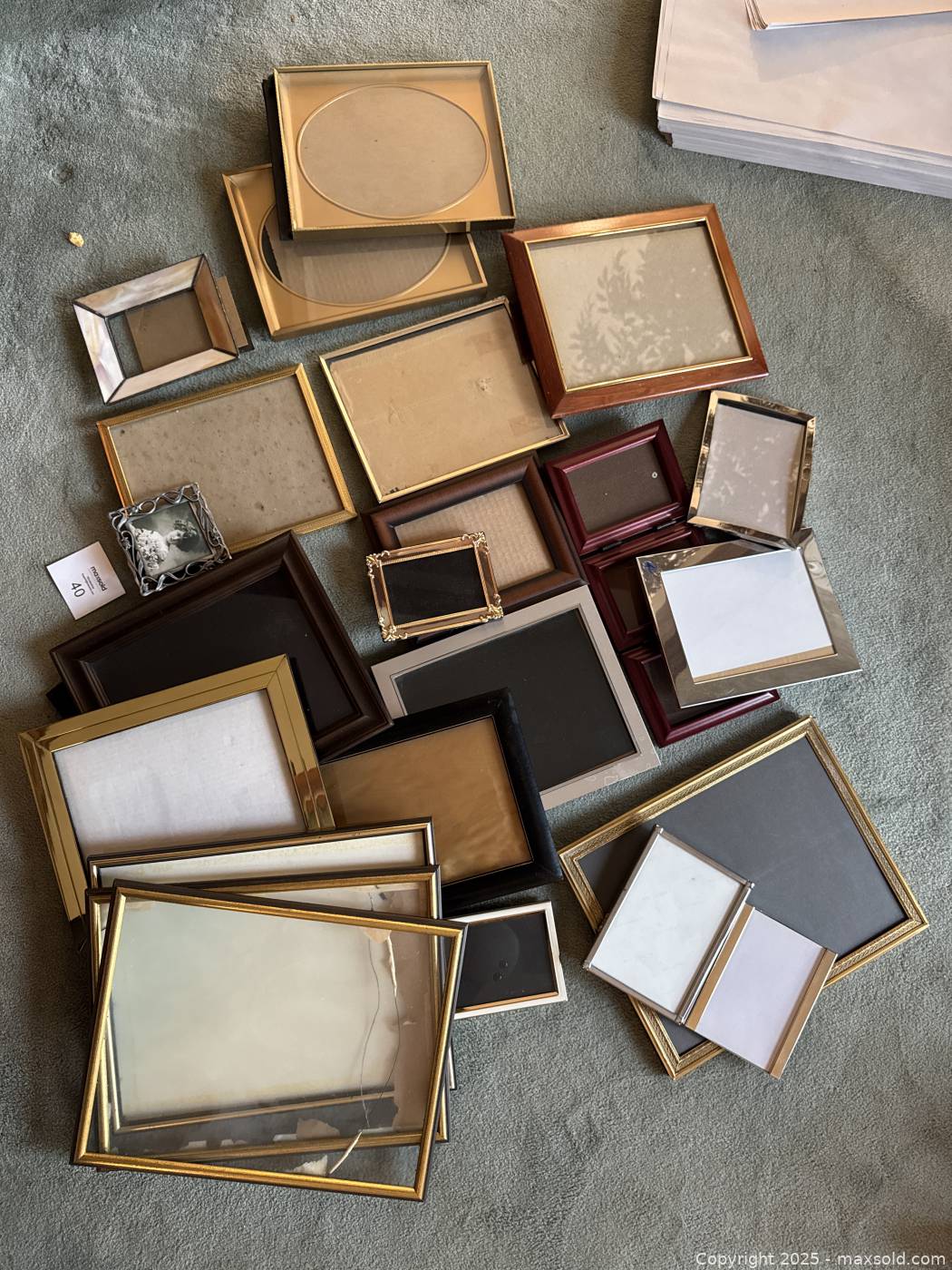 Assorted Vintage Frames: Wood, Metal, Glass and Plastic | North York (Ontario, Canada) SELLER ...