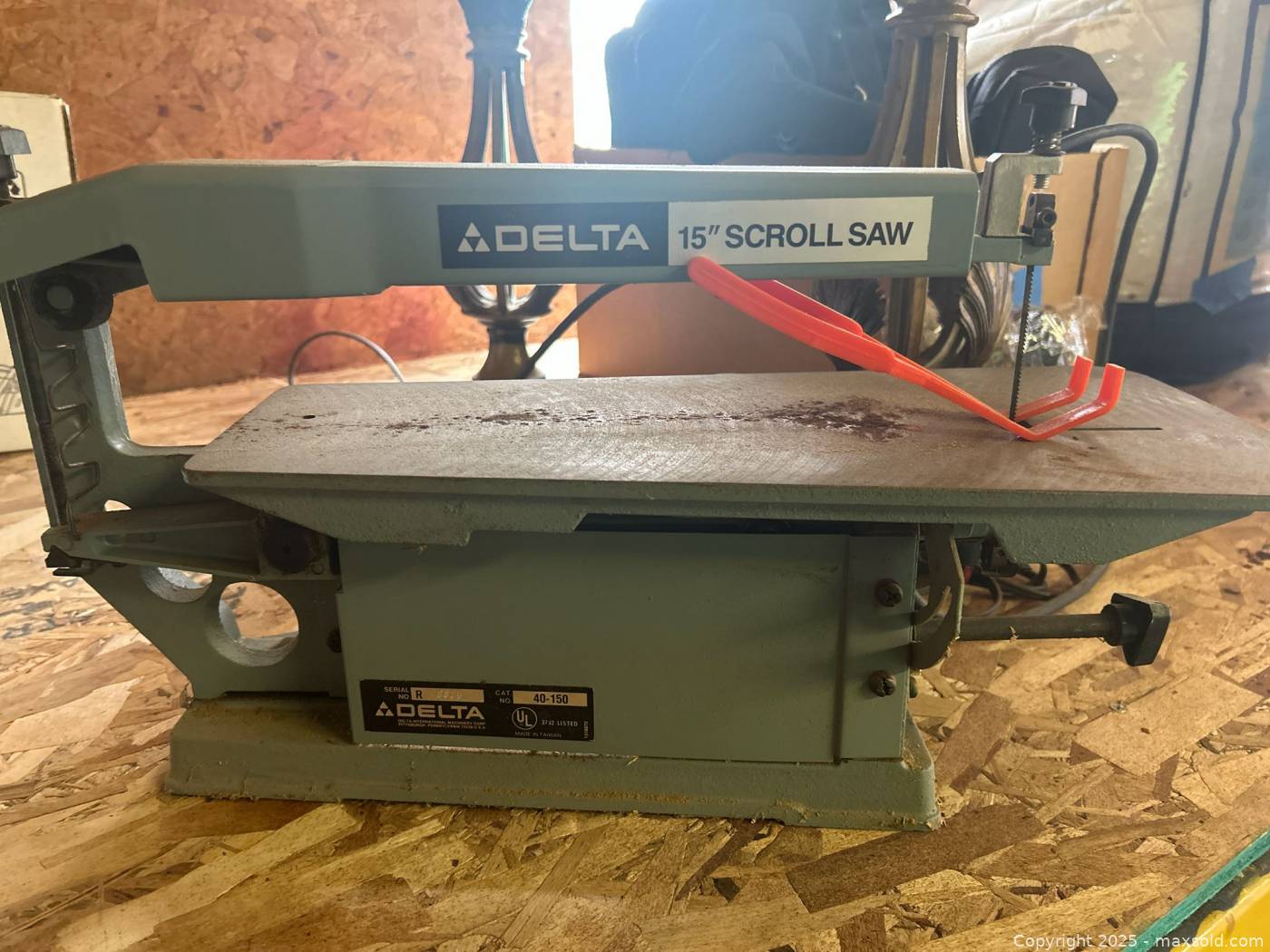Delta 40-150 15-Inch Scroll Saw with Accessories | Denver (Pennsylvania ...