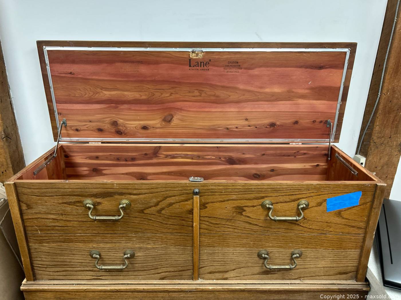 Lane Cedar Chest with Drawer-Style Handles | Denver (Pennsylvania, USA ...