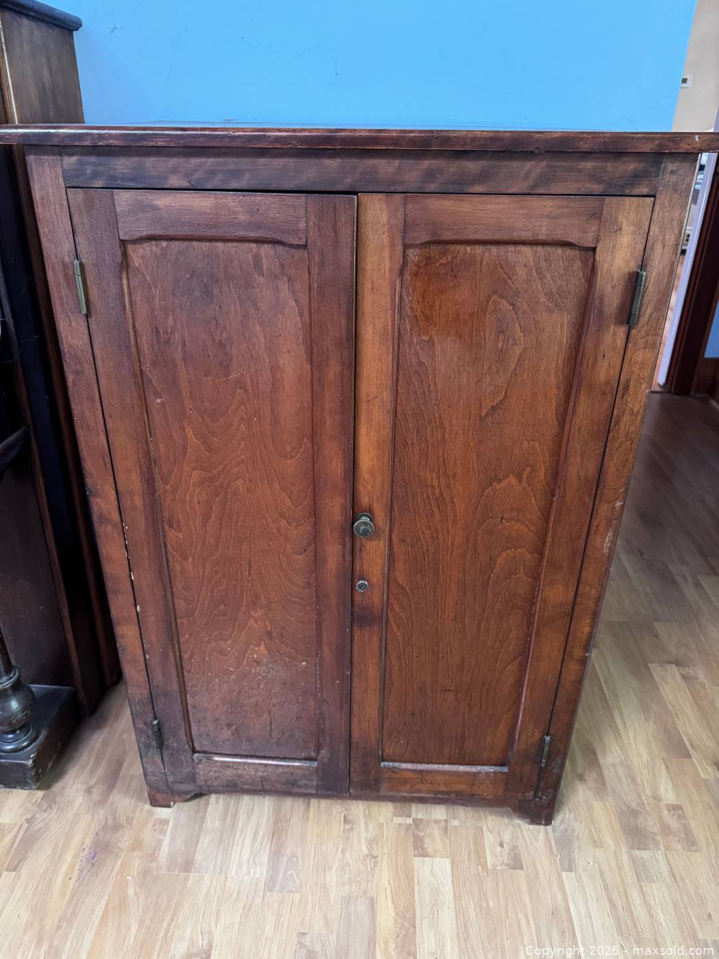 Antique Storage Cabinet | Kingston (Ontario, Canada) SELLER MANAGED ...