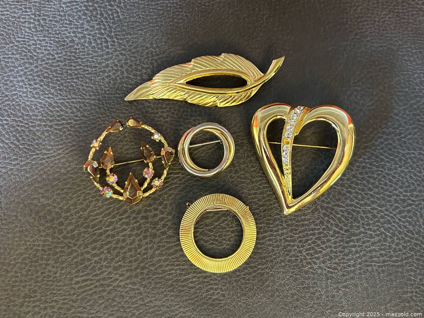5 Vintage Gold-Tone Brooches – Mixed Shapes & Styles | London (Ontario ...