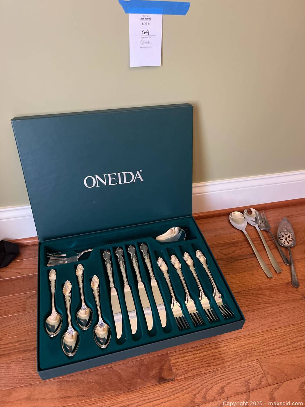 Oneida flatware service for 12. | New Garden Township (Pennsylvania, USA) SELLER MANAGED Moving ...