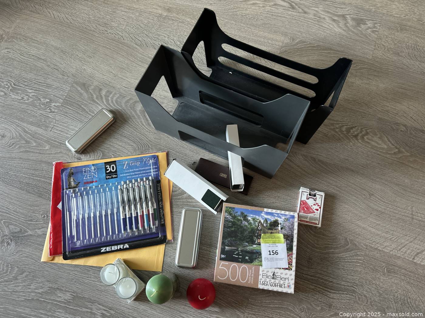 Misc office items, candles and games | Toronto (Ontario, Canada ...